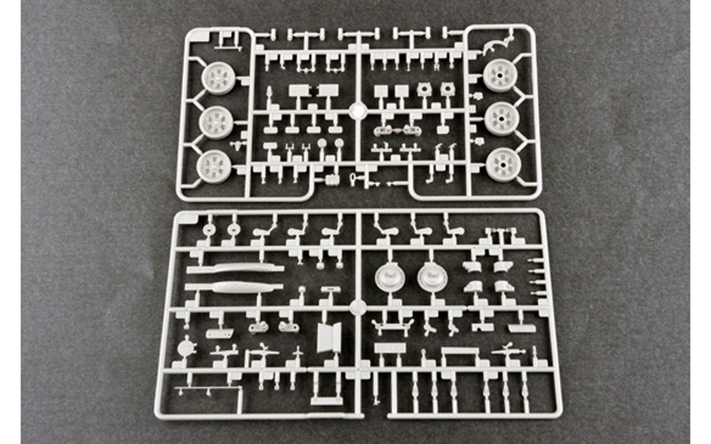 Russian T-72B1 MBT with Kontakt-1 Reactive Armor - Trumpeter 09555 ...