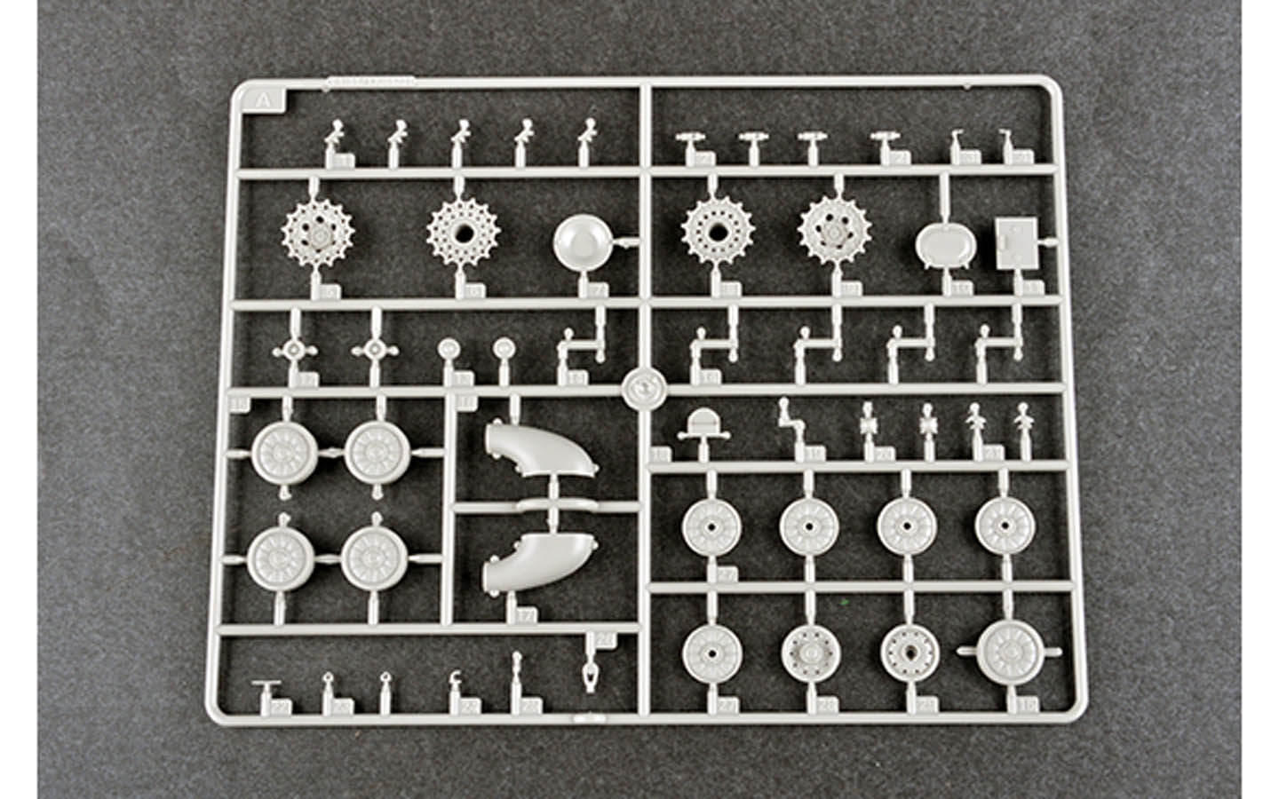 Russian BMD-3, Airborne Fighting Vehicle - Trumpeter 09556 | kingshobby.com