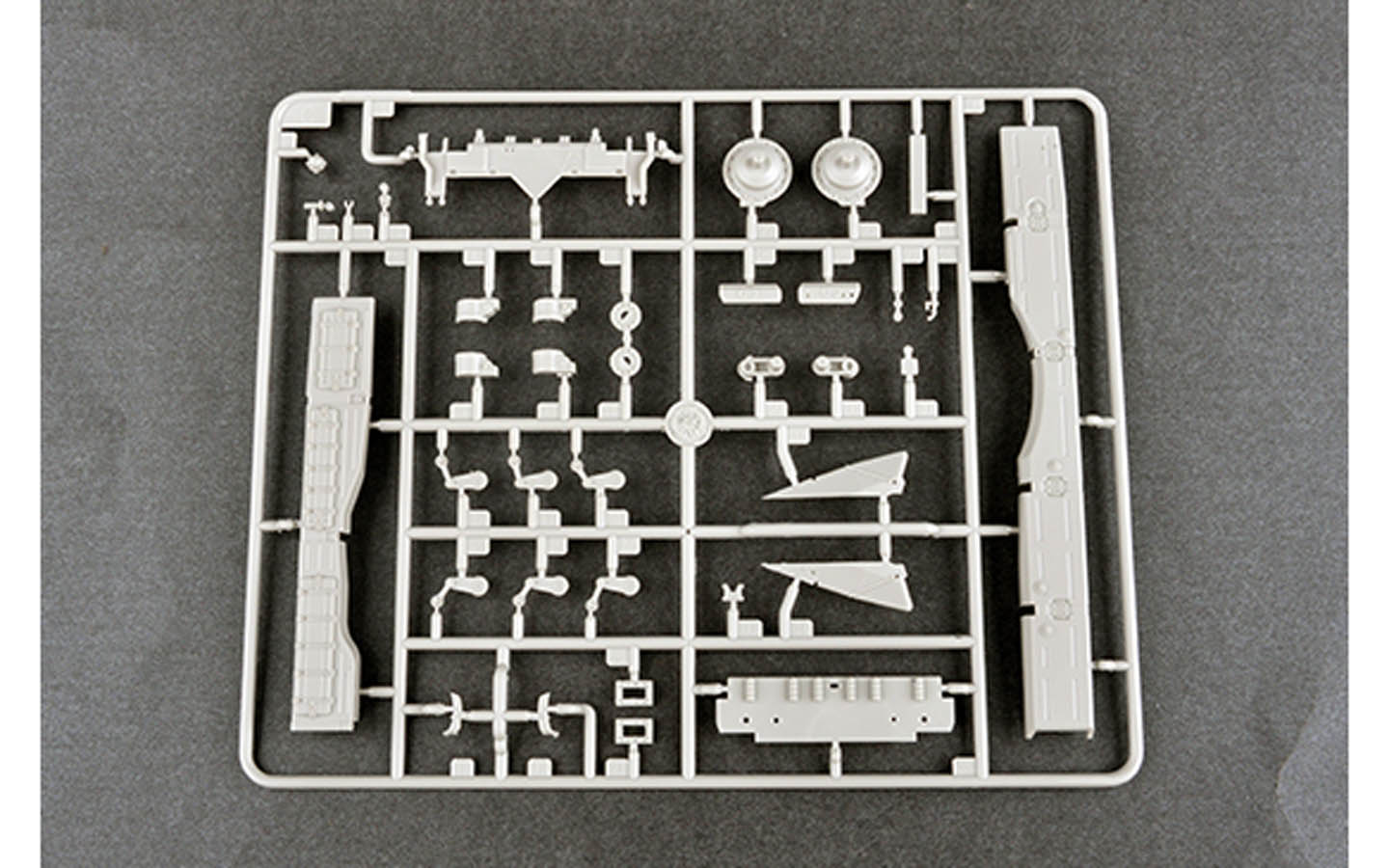 Russian T-72B3 MBT Model 2016 - Trumpeter 09561 | kingshobby.com