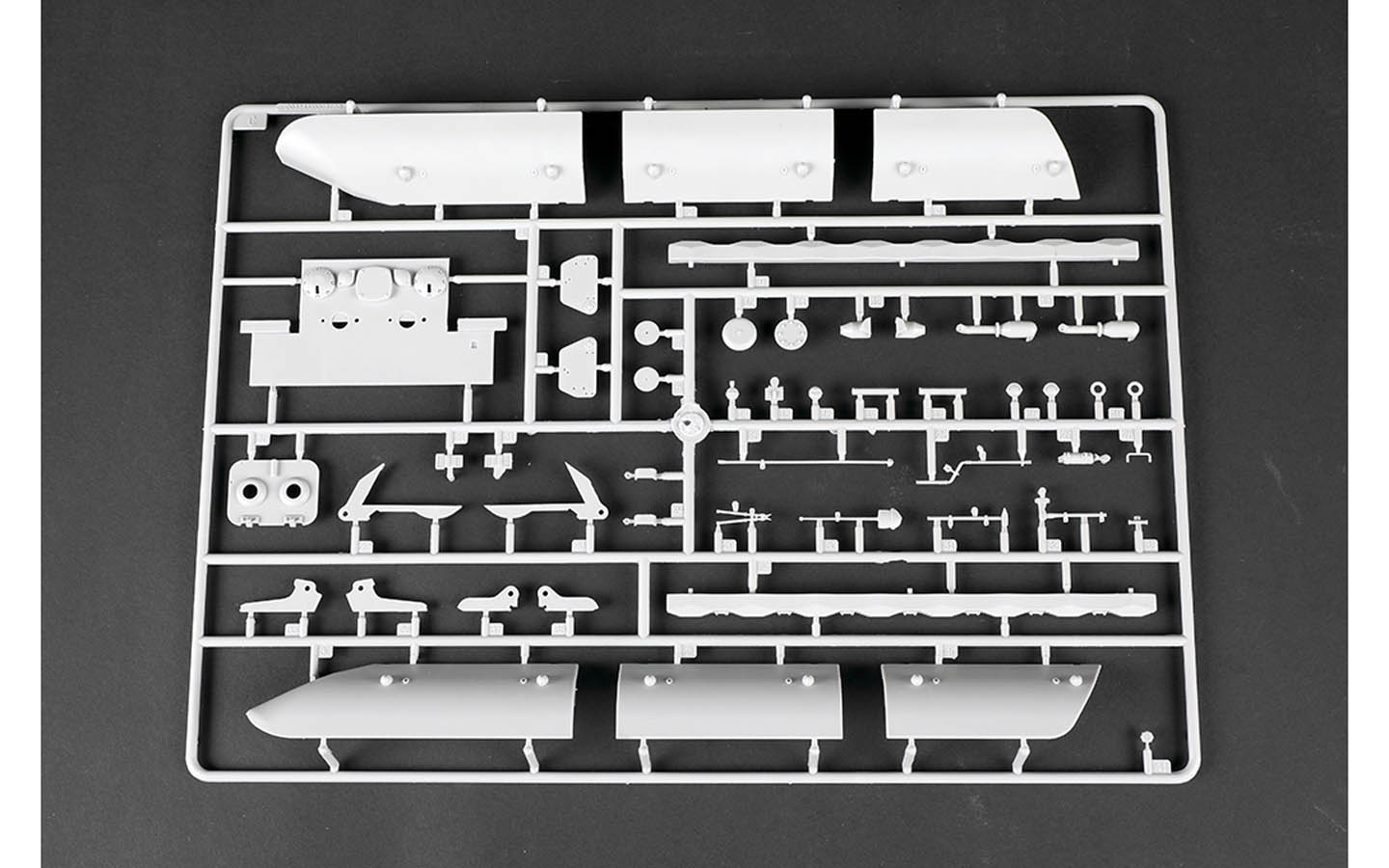E-100 Flakpanzer with Flakrakete Rheintocher I - Trumpeter 09586 ...