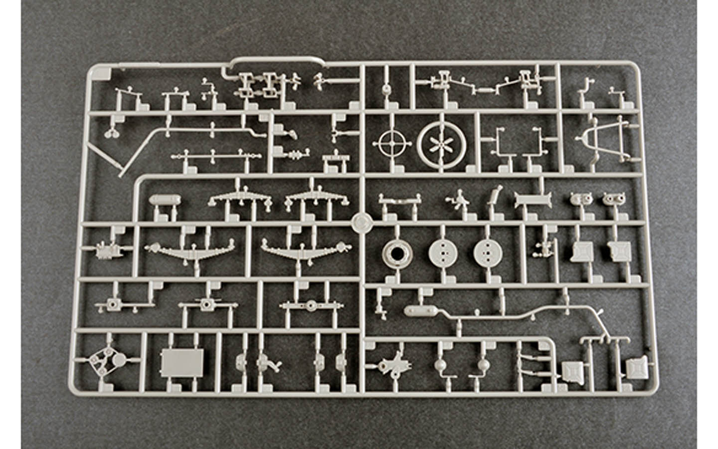 L4500A mit 5cm Flak 41 II - Trumpeter 09594 | kingshobby.com