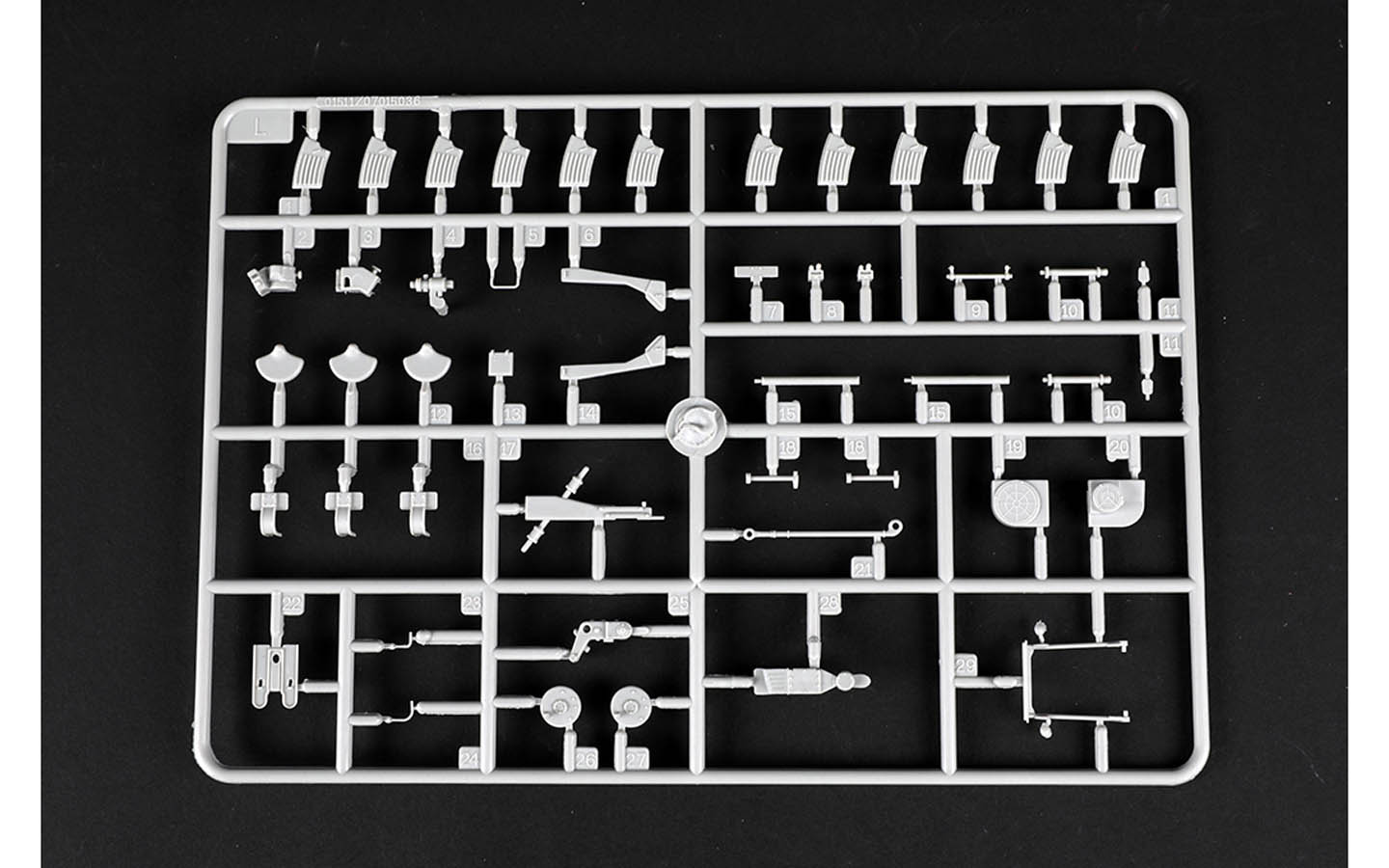 L4500A mit 2cm Flak 38 - Trumpeter 09596 | kingshobby.com
