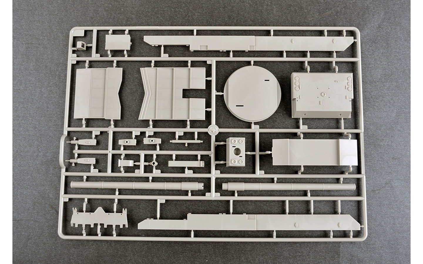 Soviet Object 490B Tank - Trumpeter 09598 | kingshobby.com