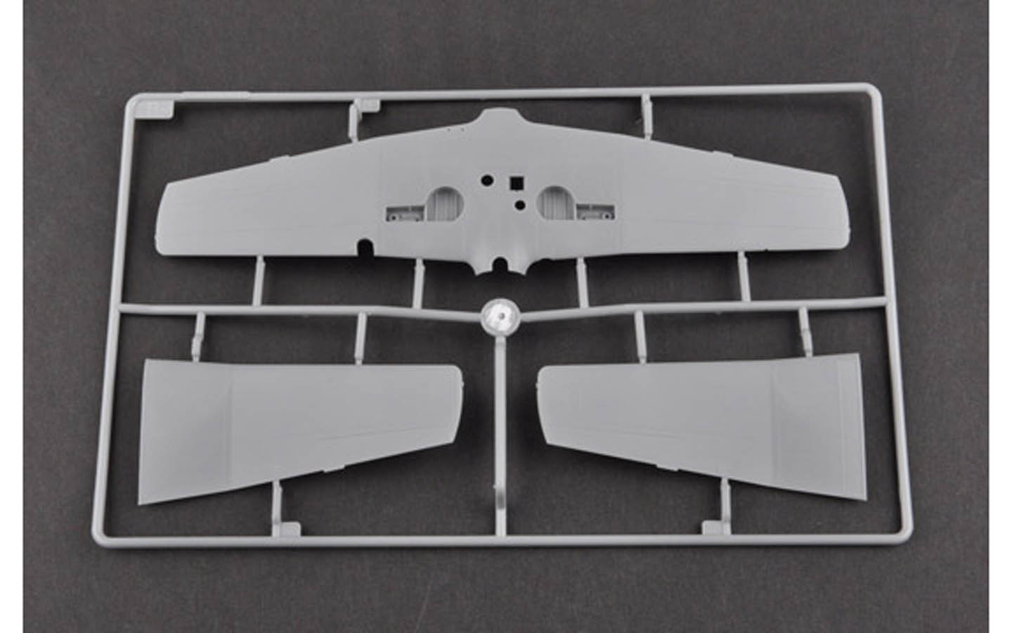 China Nanchang CJ-6 - Trumpeter 02887 | kingshobby.com