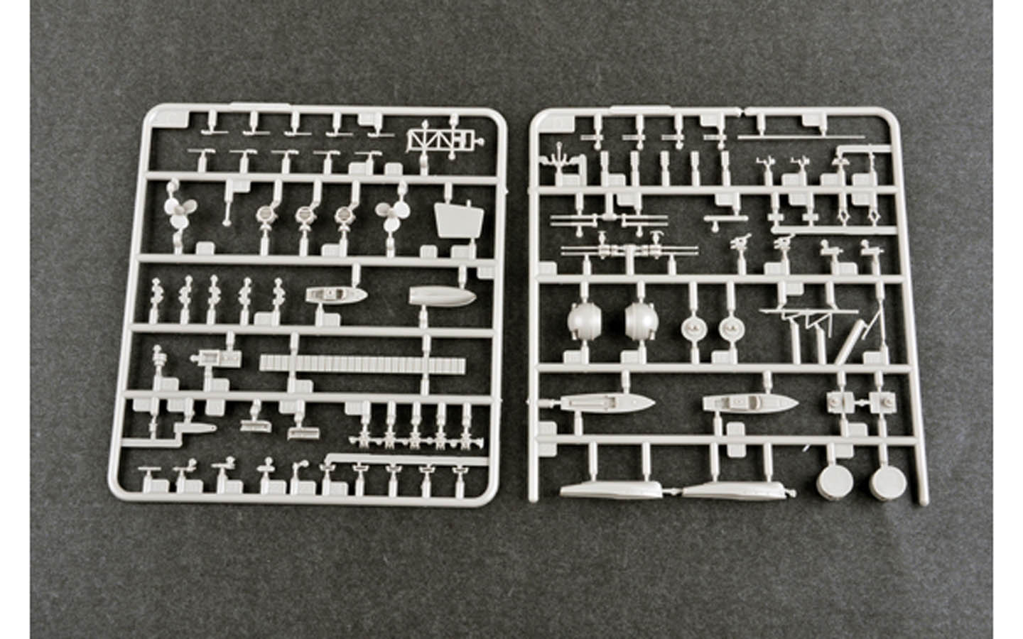 German Navy Aircraft Carrier DKM Peter Strasser - Trumpeter 05628 ...