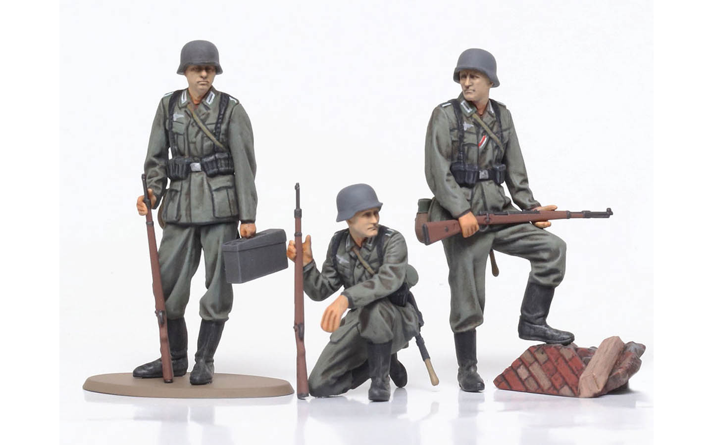 WWII Wehrmacht Infantry Set - Tamiya 32602 | kingshobby.com