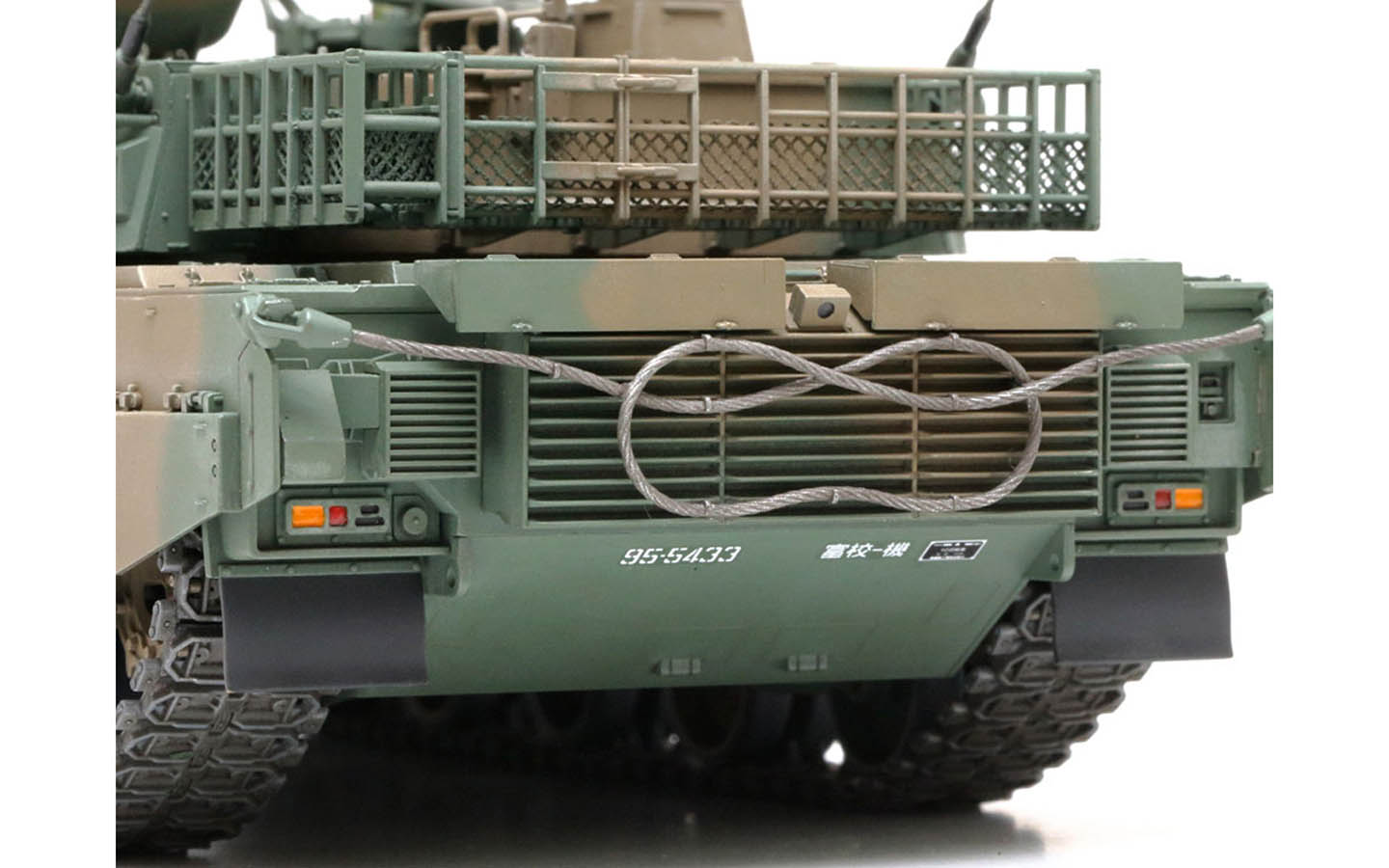 RC JGSDF Type 10 Tank w/Control Unit - Tamiya 48215 | kingshobby.com