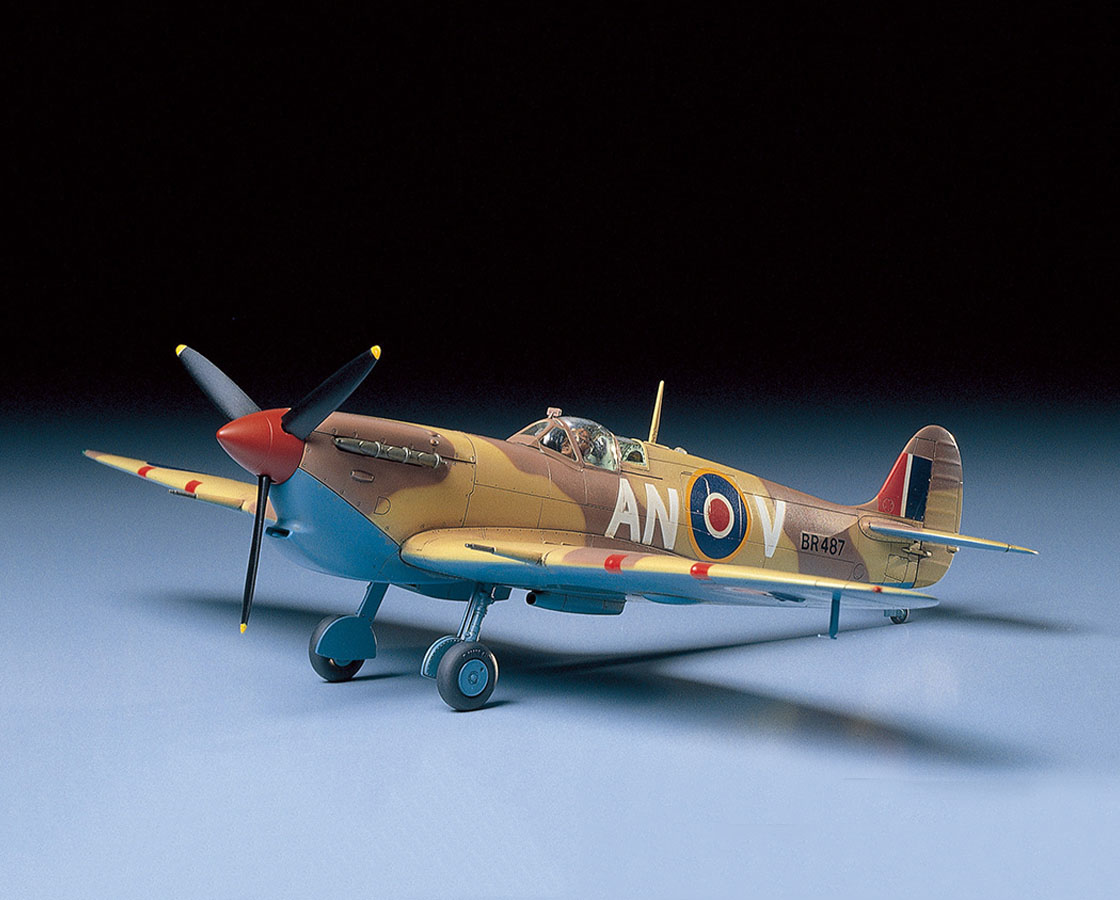 Super MC Spitfire Mk.Vb Trop - Tamiya 61035 | kingshobby.com