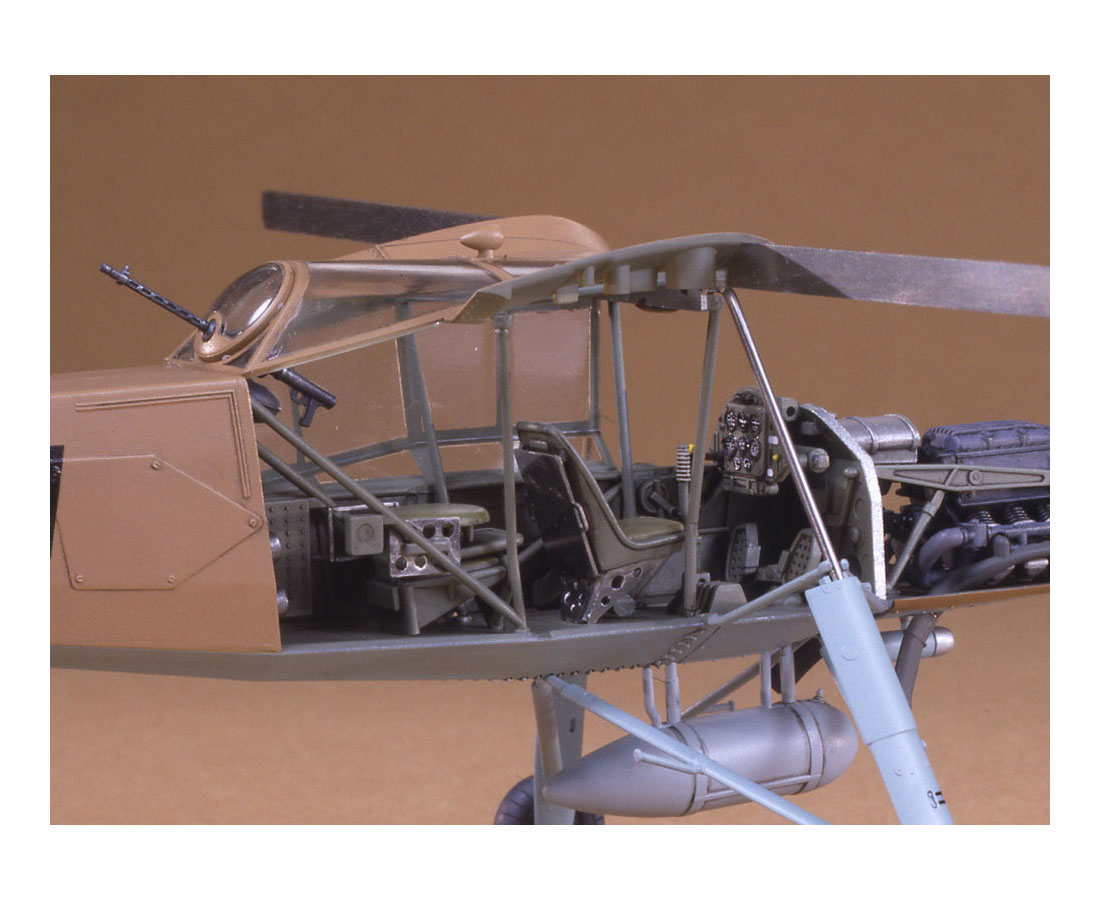 Fieseler FI 156C Storch - Tamiya 61100 | kingshobby.com