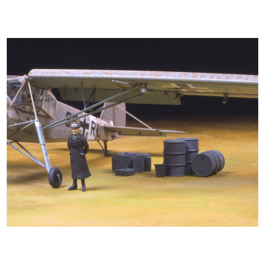 Fieseler FI 156C Storch - Tamiya 61100 | kingshobby.com