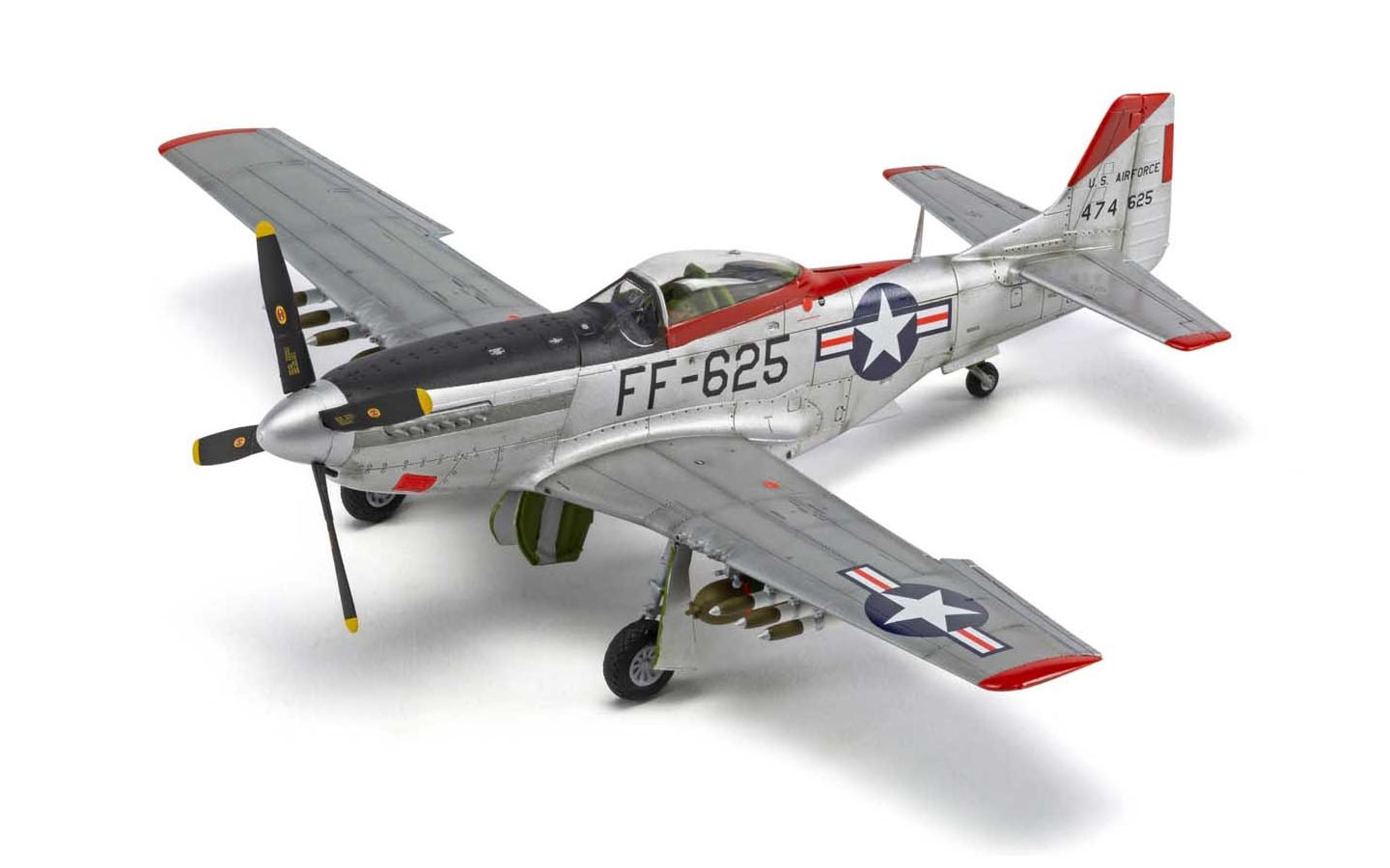 North American F-51D Mustang - Airfix A05136 | kingshobby.com