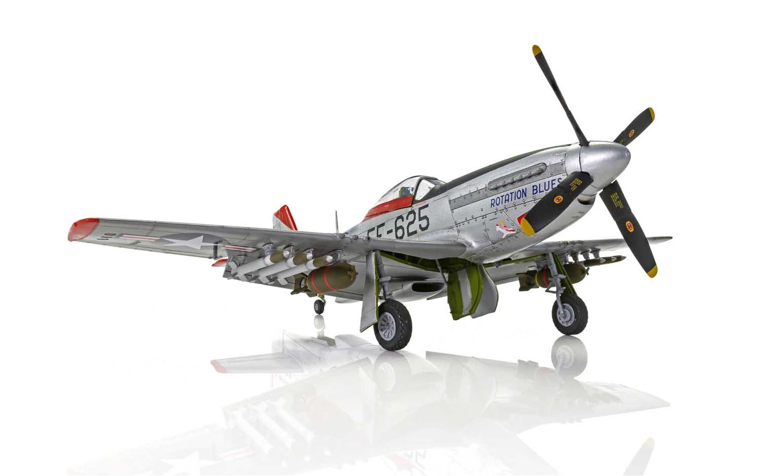 North American F-51D Mustang - Airfix A05136 | kingshobby.com