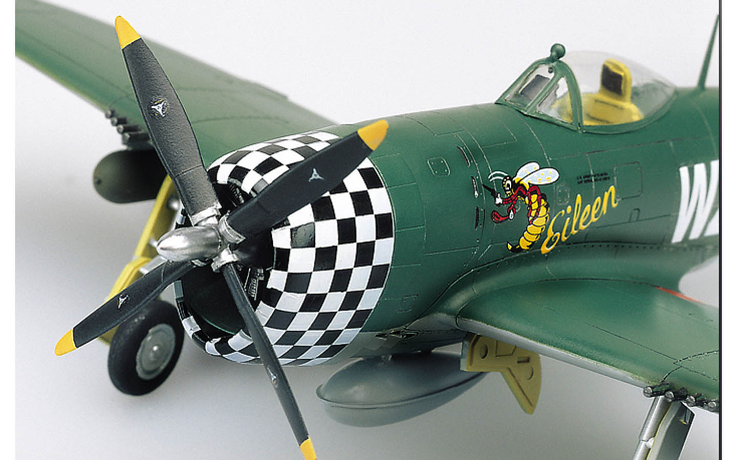 P-47D Thunderbolt, Eileen - Academy 12474 | kingshobby.com