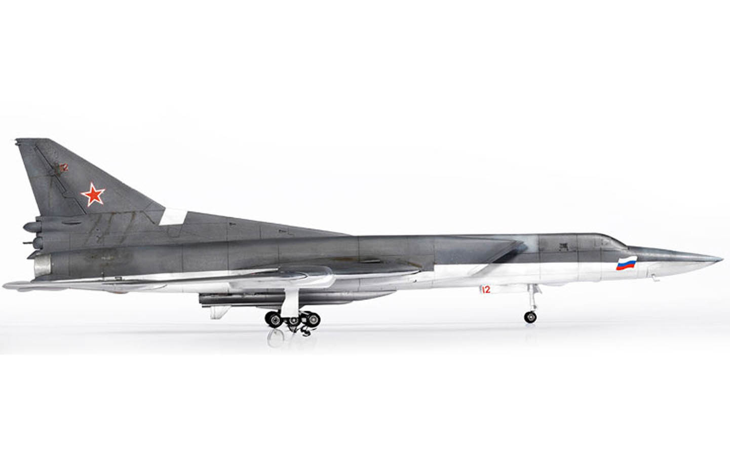 Tu-22M3 Backfire C - Academy 12636 | kingshobby.com