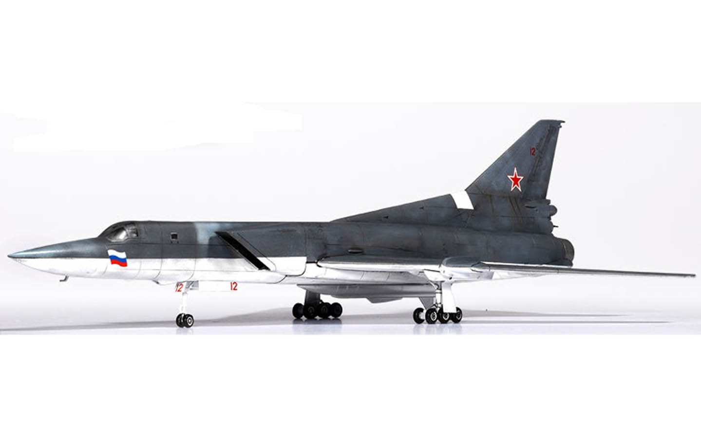 Tu-22M3 Backfire C - Academy 12636 | kingshobby.com