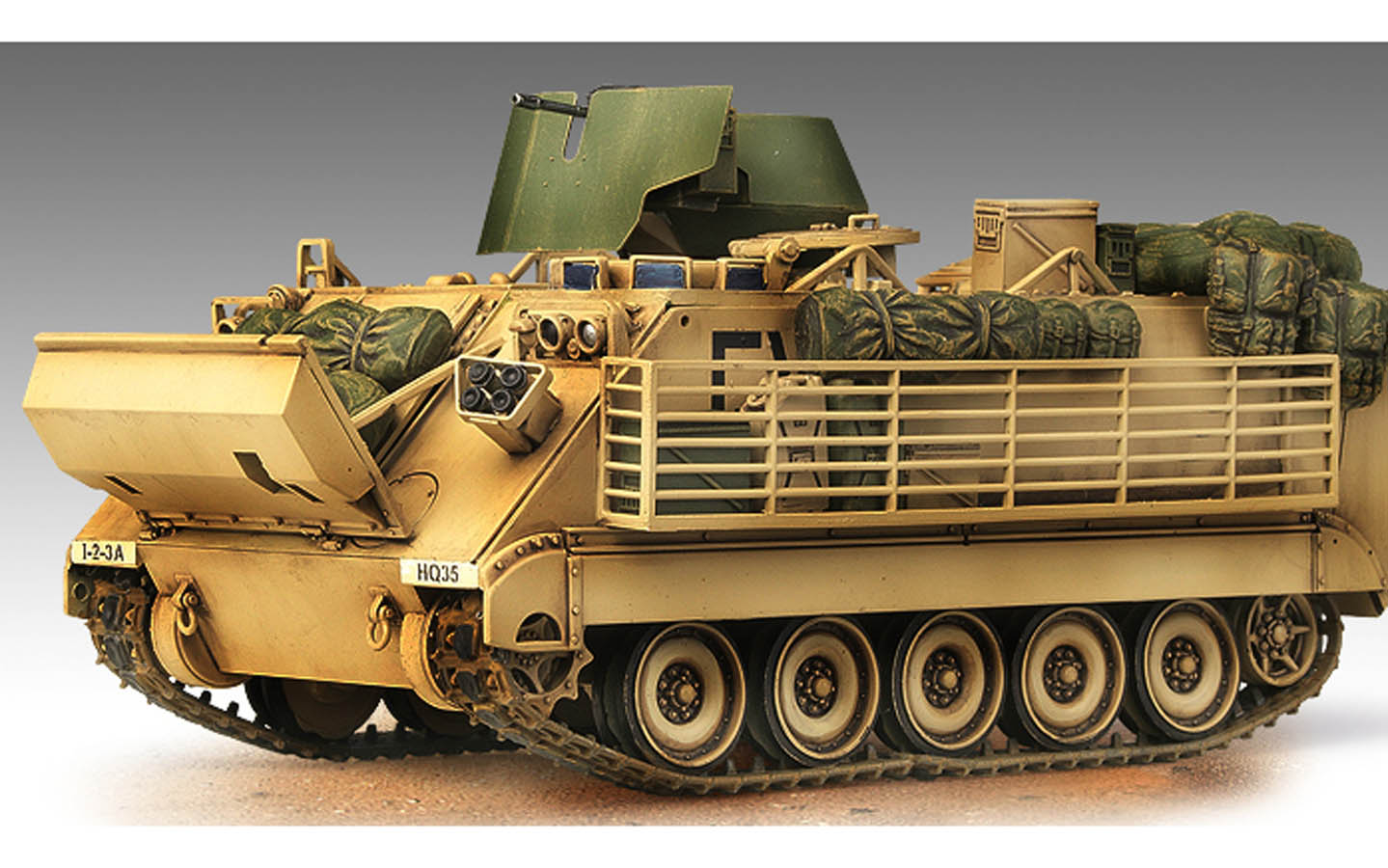 M113A3, Iraq 2003 - Academy 13211 | kingshobby.com