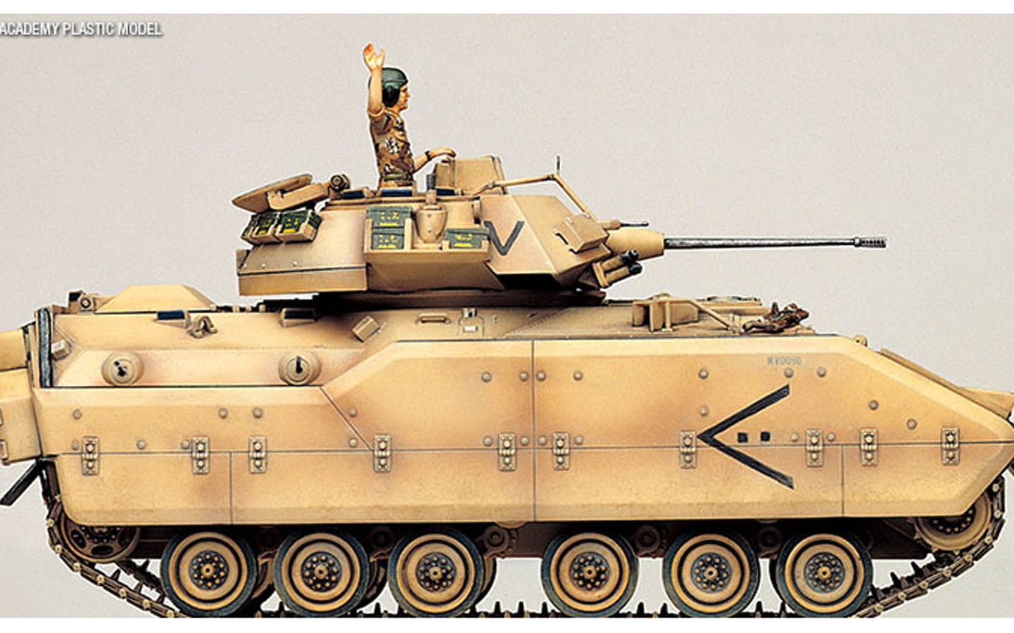 M2 Bradley, U.S. Army Infantry Fighting Vehicle - Academy 13237 ...