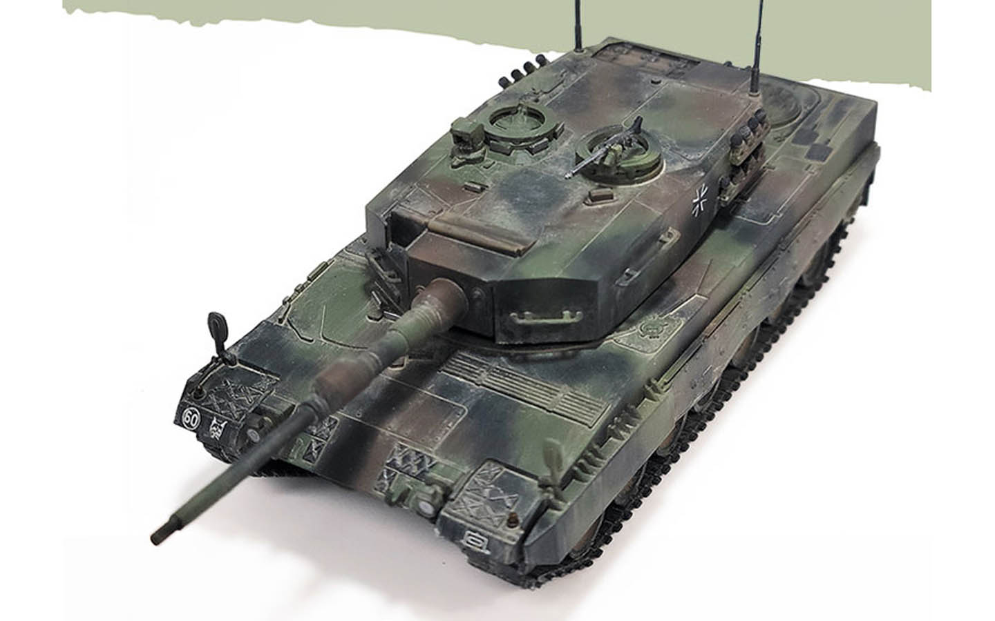Leopard 2A4 - Academy 13428 | kingshobby.com