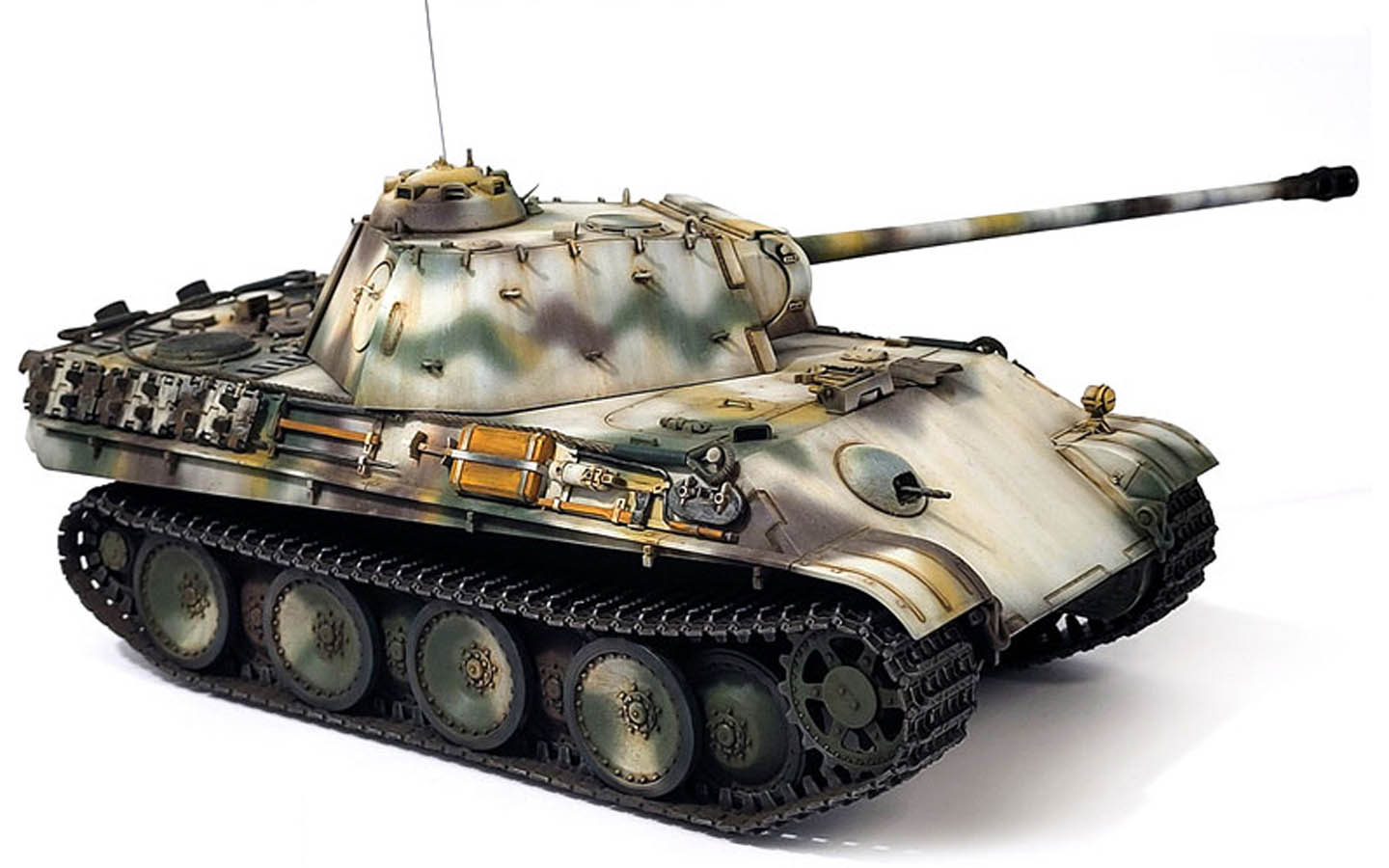 Pz.Kpfw. V Panther Ausf. G, Early Production - Academy 13529 ...