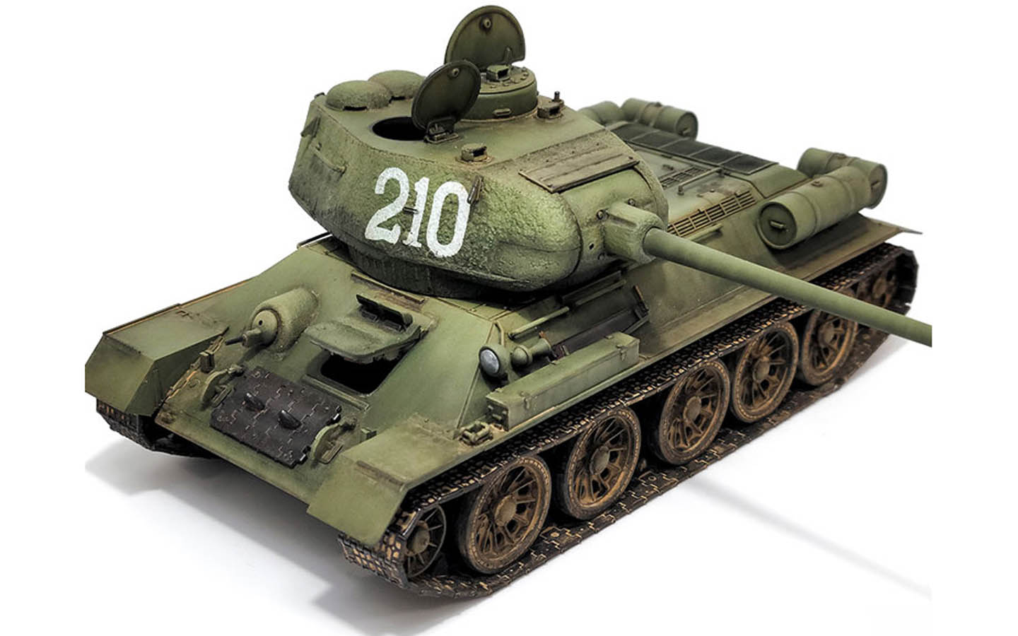 T-34/85, Ural Factory No.183, Soviet Medium Tank - Academy 13554 ...