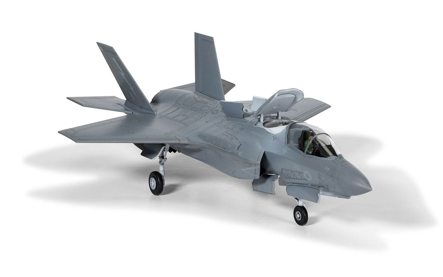 Lockheed Martin F-35B Lightning II - Starter Set - Airfix A55010 ...