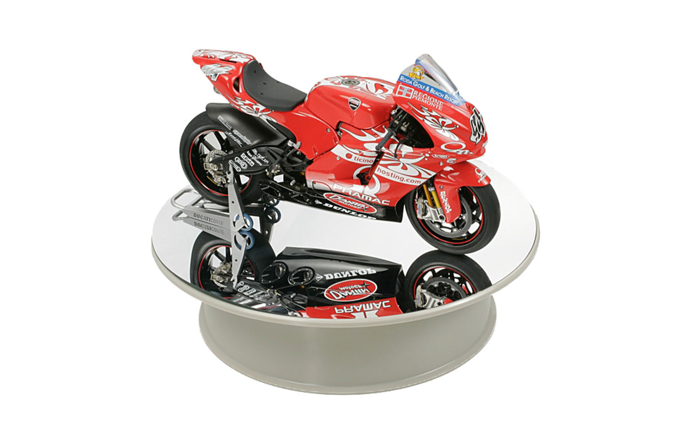 Display Turntable - 200x55mm - Tamiya 73001 | kingshobby.com