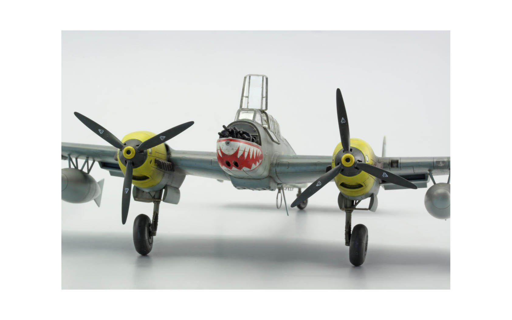 Bf 110E - ProfiPACK - Eduard 7083 | kingshobby.com