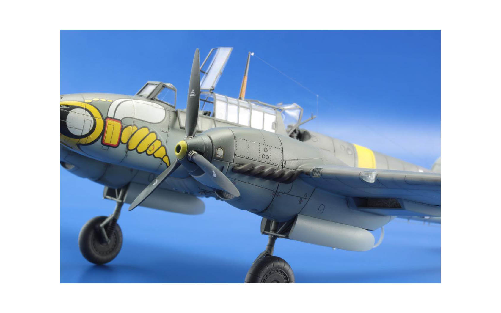 Bf 110E - ProfiPACK - Eduard 8203 | kingshobby.com