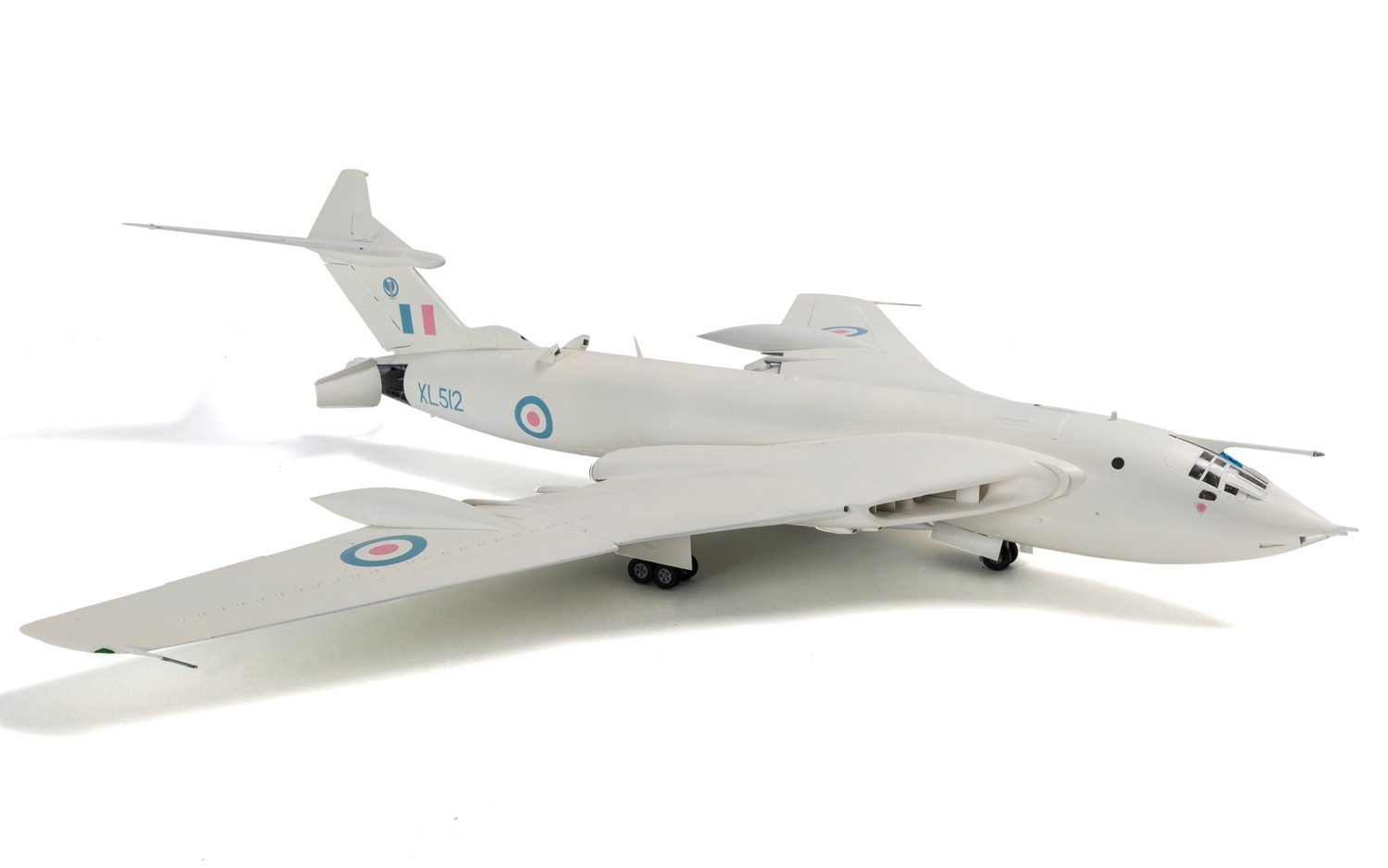 Handley Page Victor B.2 - Airfix A12008 | kingshobby.com