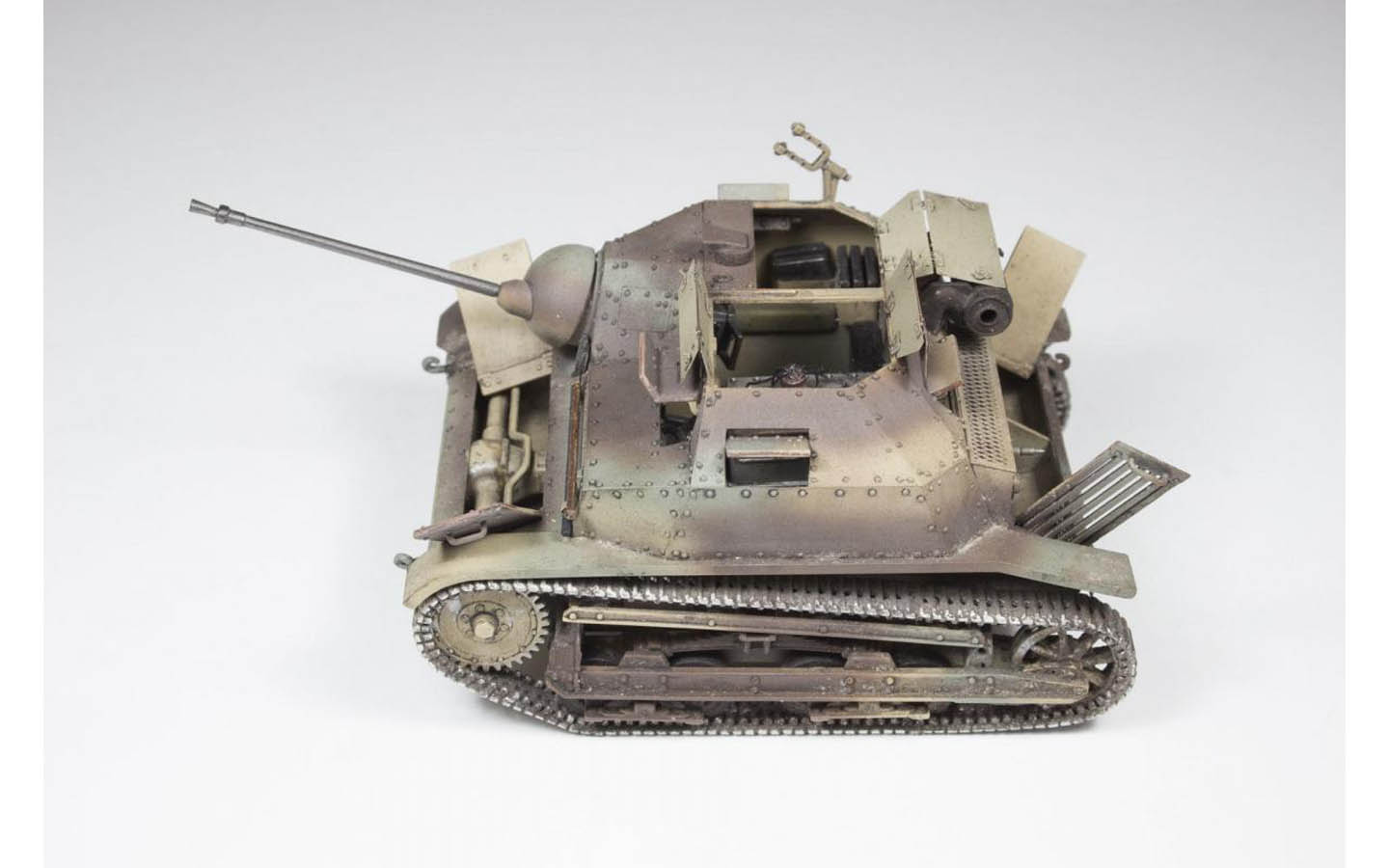TKS Polish Tankette with 20mm FK-A NKM - IBG 35046 | kingshobby.com