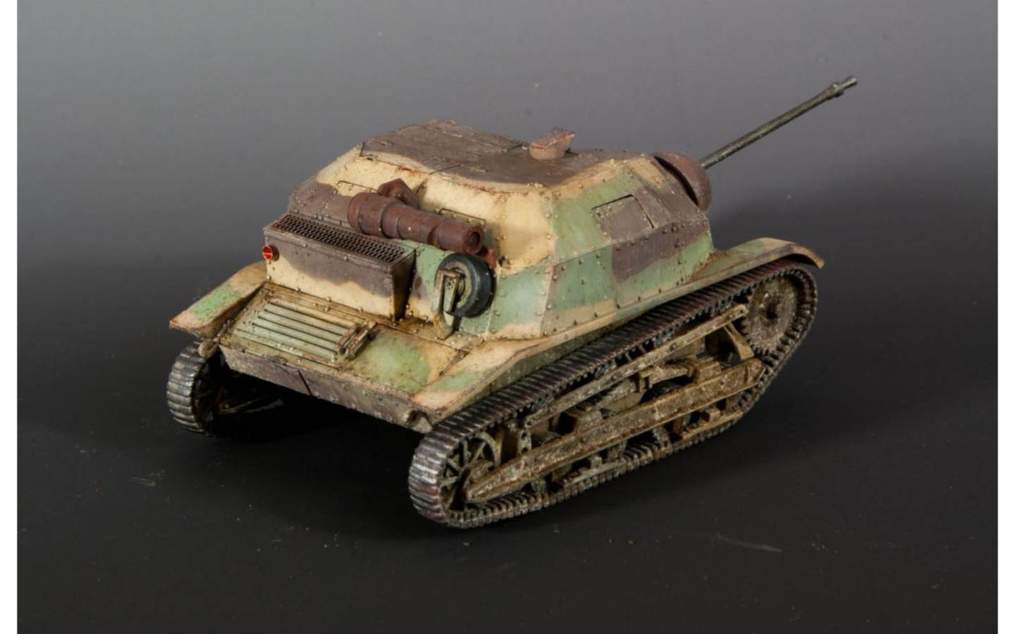 TKS Polish Tankette with 20mm FK-A NKM - IBG E3501 | kingshobby.com