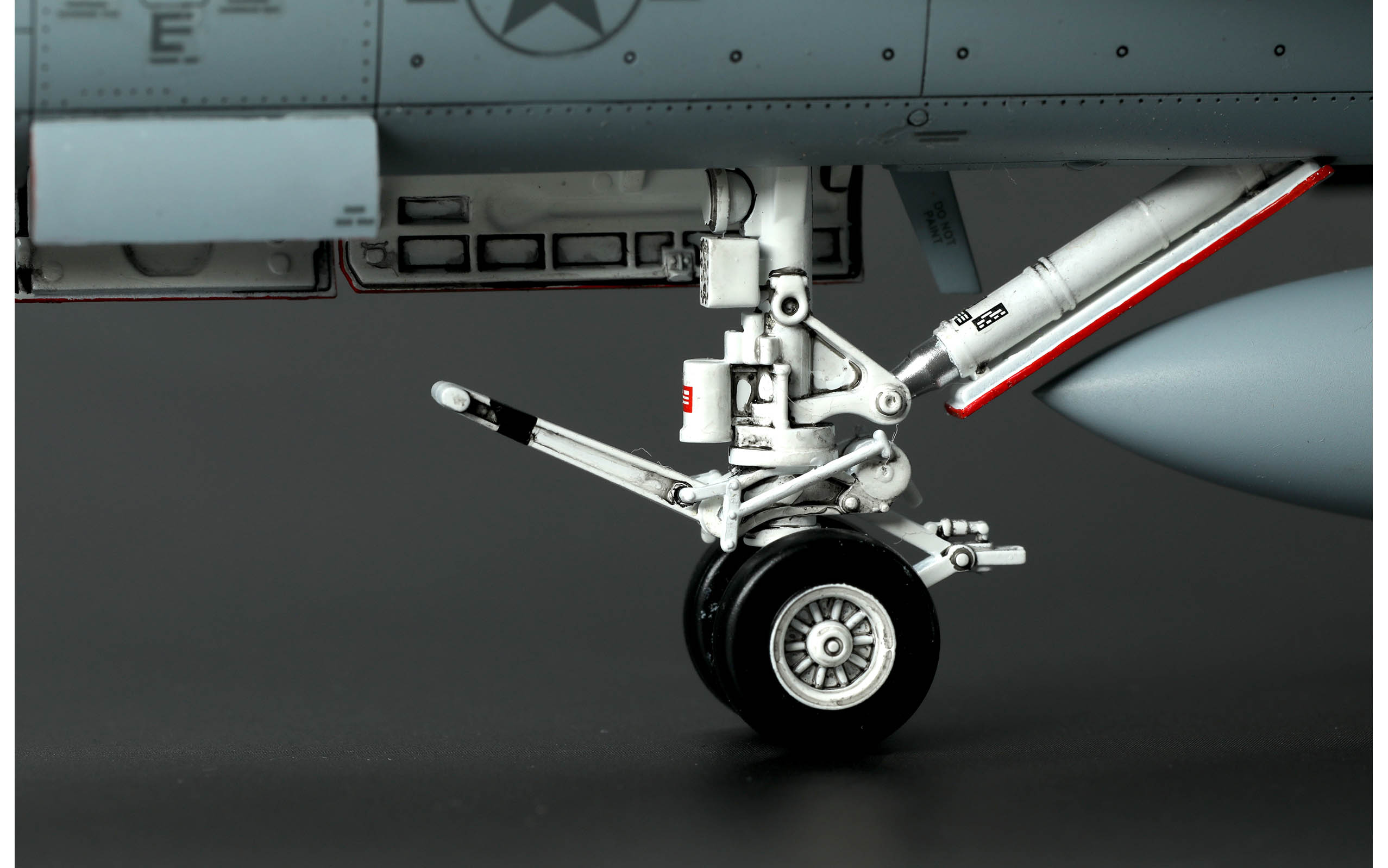 Boeing F/A-18E Super Hornet - Meng LS-012 | kingshobby.com