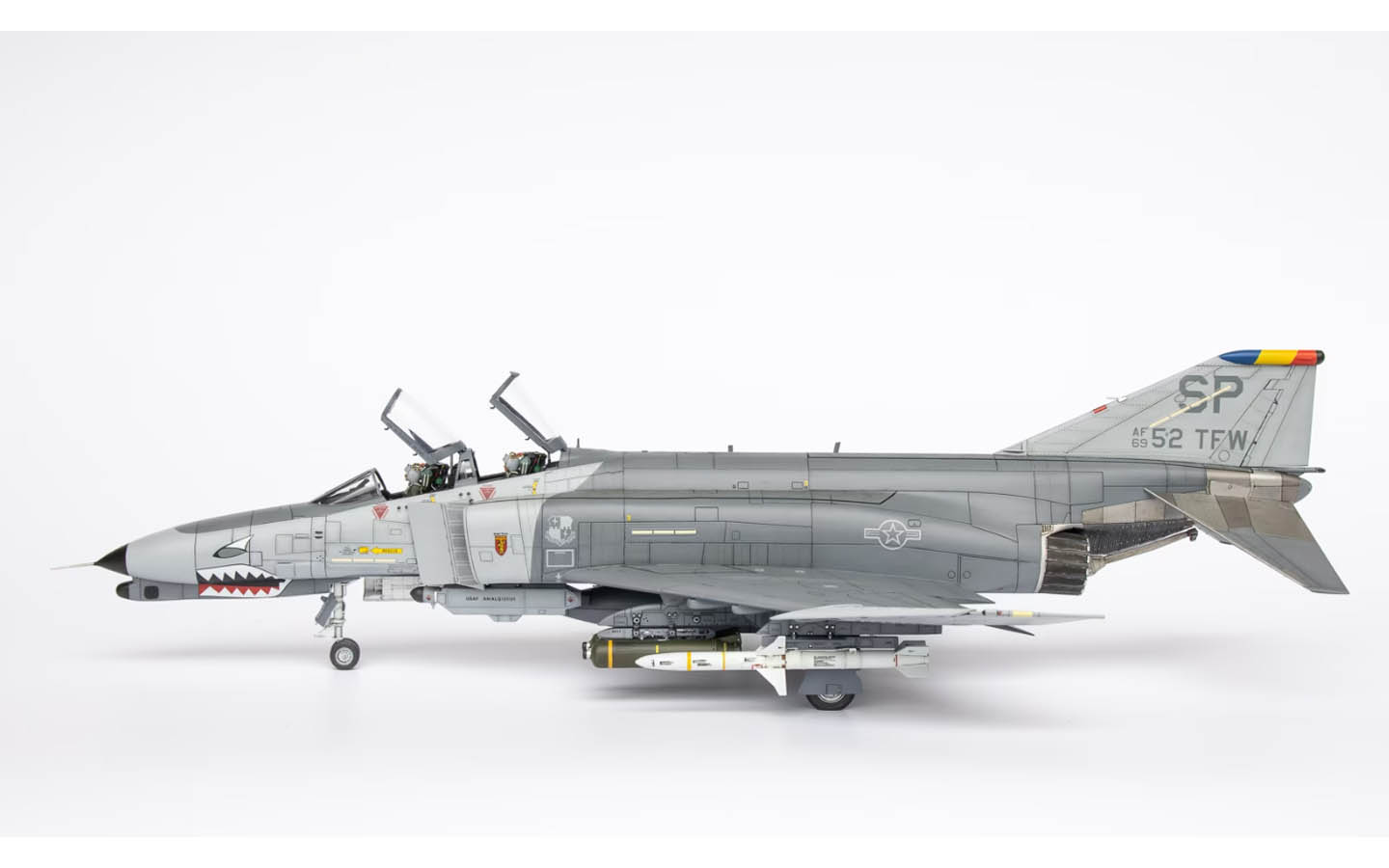 McDonnell Douglas F-4G Phantom II Wild Weasel - Meng LS-015 ...