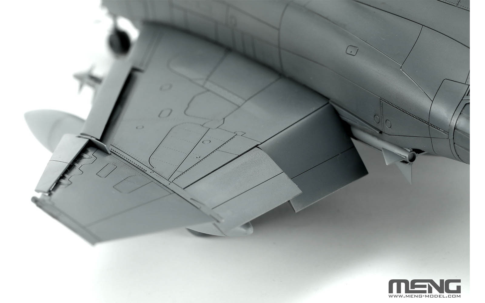 McDonnell Douglas F-4E Phantom II - Meng LS-017 | kingshobby.com