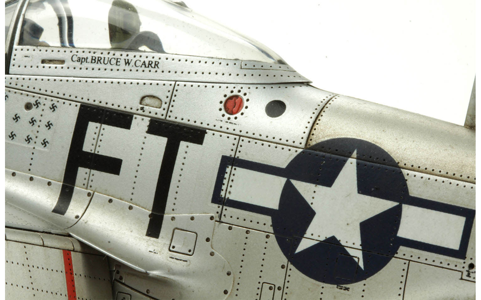 North American P-51D Mustang, Yellow Nose - Meng LS-009 | kingshobby.com