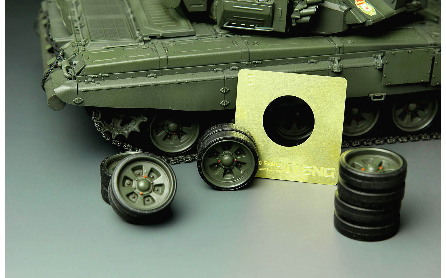 Russian Main Battle Tank T-90A - Meng TS-006 | kingshobby.com