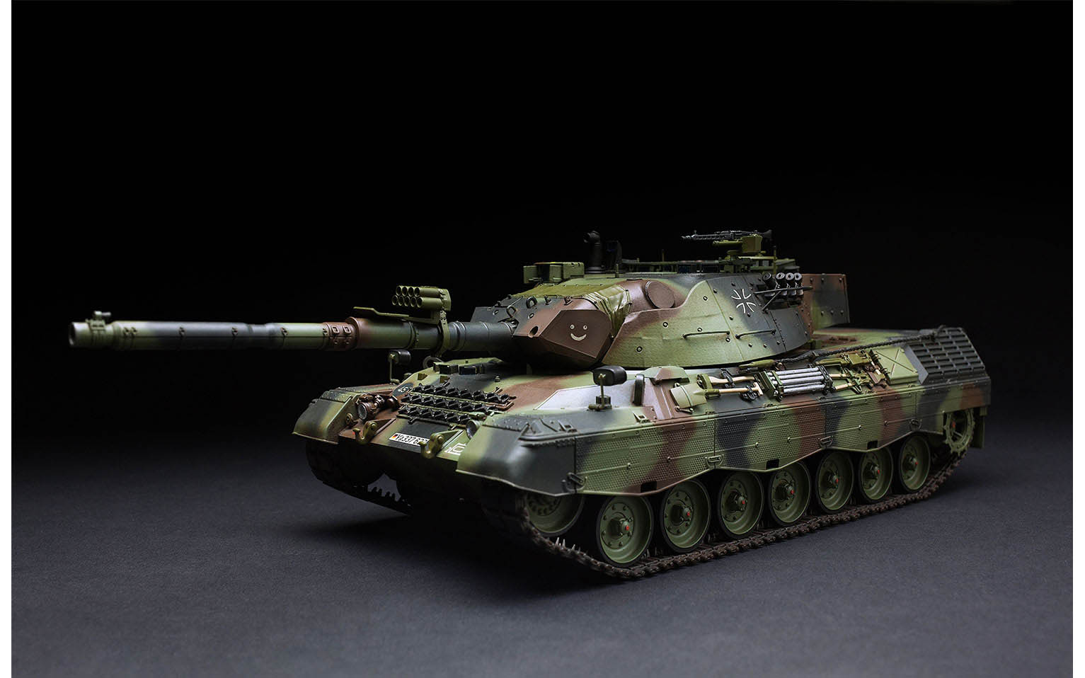 German Main Battle Tank Leopard 1 A5 - Meng TS-015 | kingshobby.com