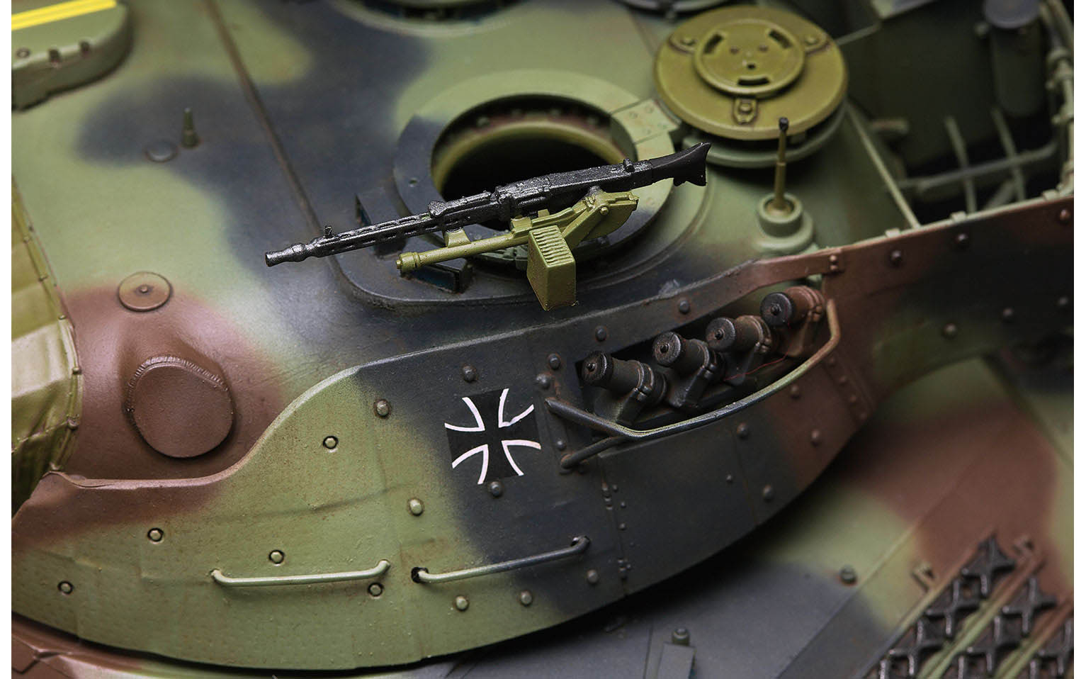 German Main Battle Tank Leopard 1 A5 - Meng TS-015 | kingshobby.com