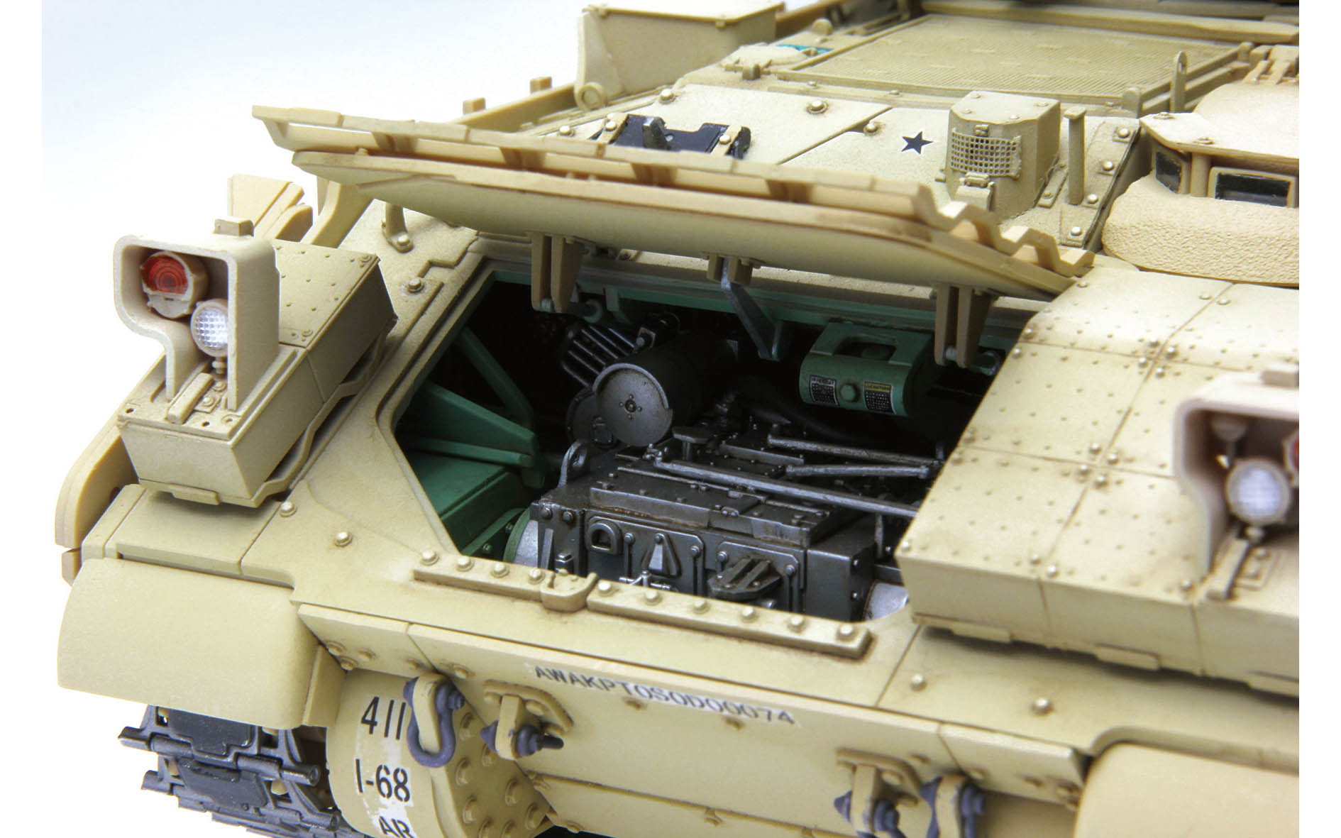 M2A3 Bradley w/BUSK III, U.S. Infantry Fighting Vehicle - Meng SS-004 ...