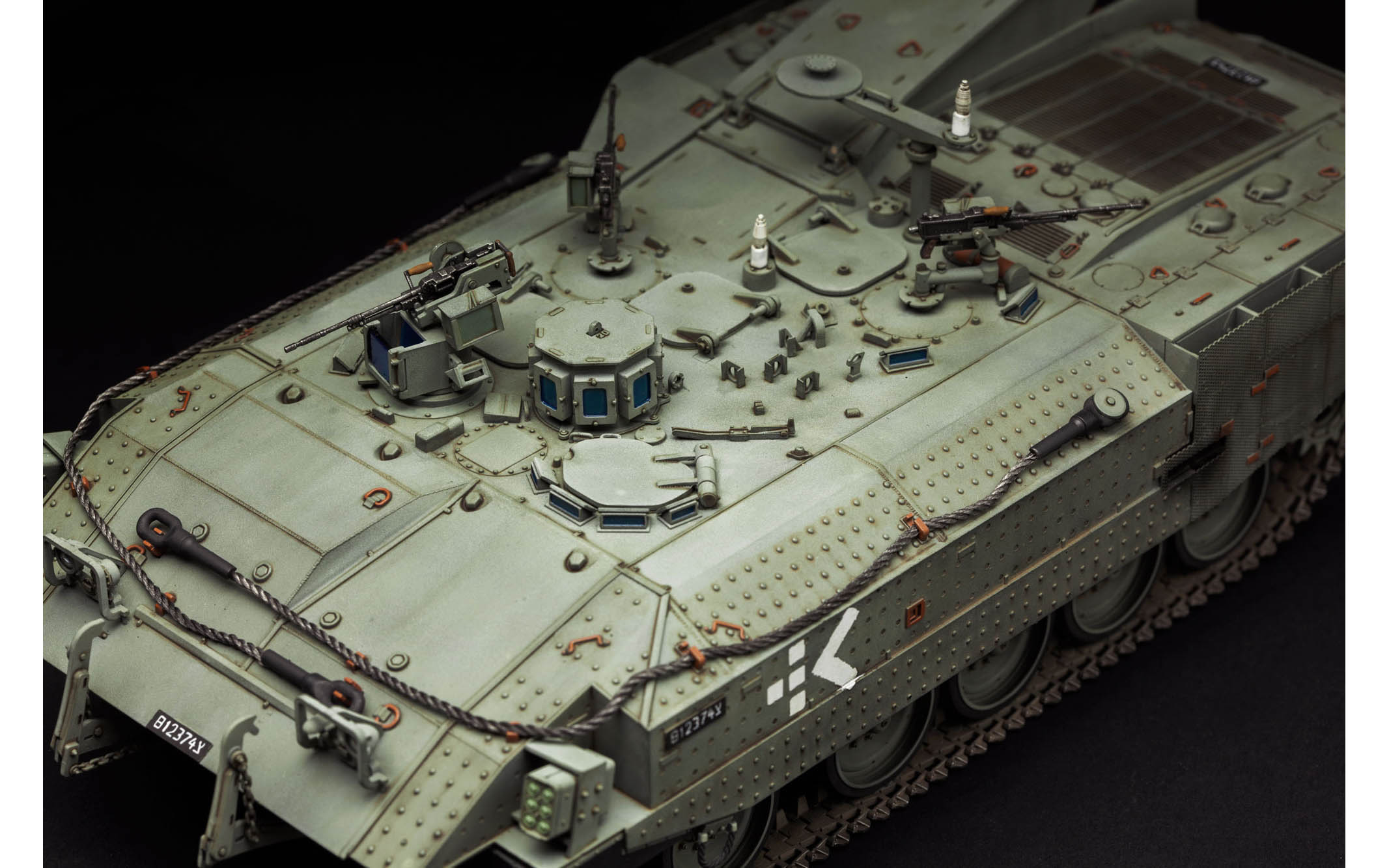 Israel Heavy Armoured Personnel Carrier Achzarit Late - Meng SS-008 ...