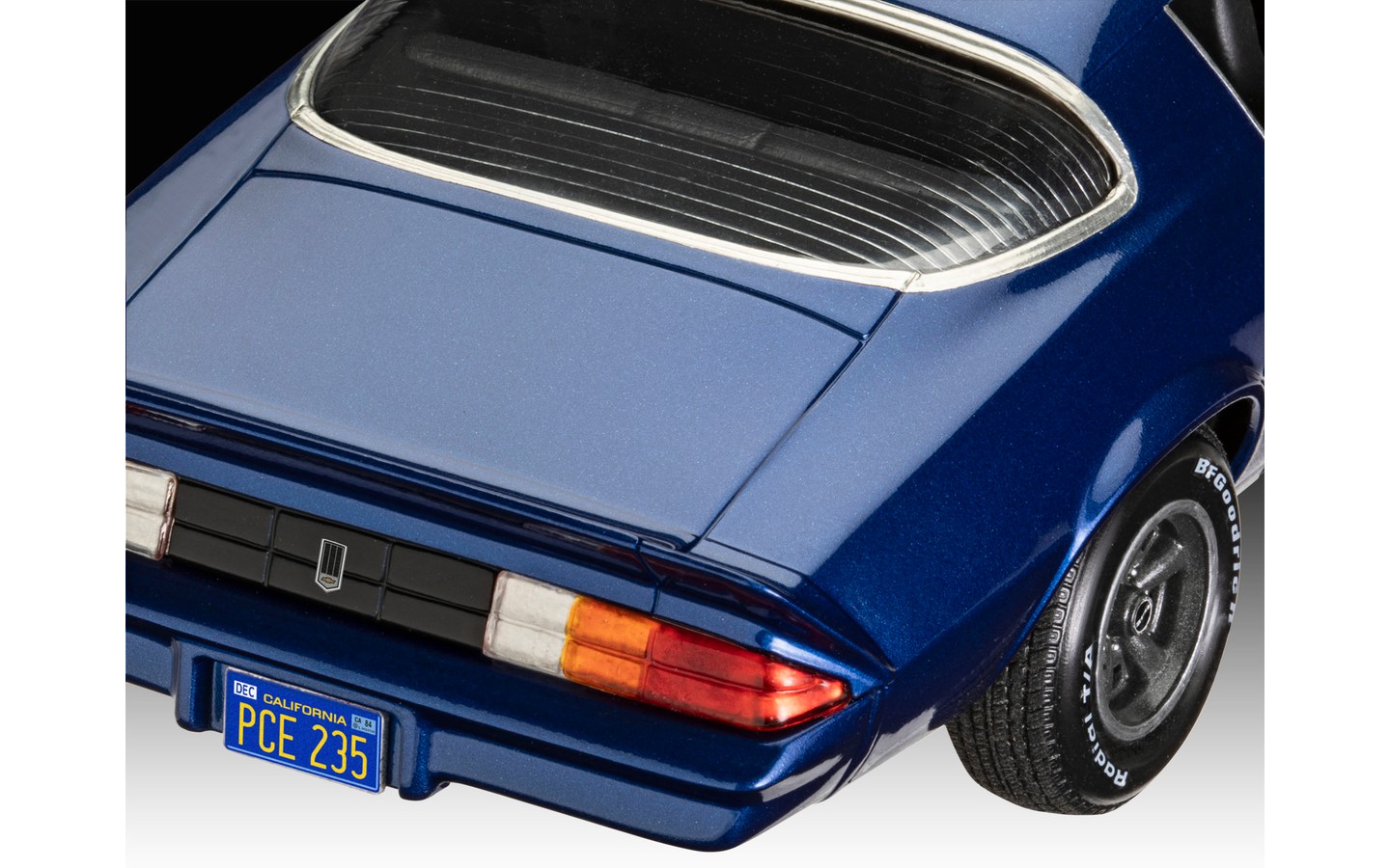 Stranger Things, Billy's 1979 Camaro Z/28 - Revell 07728 | kingshobby.com