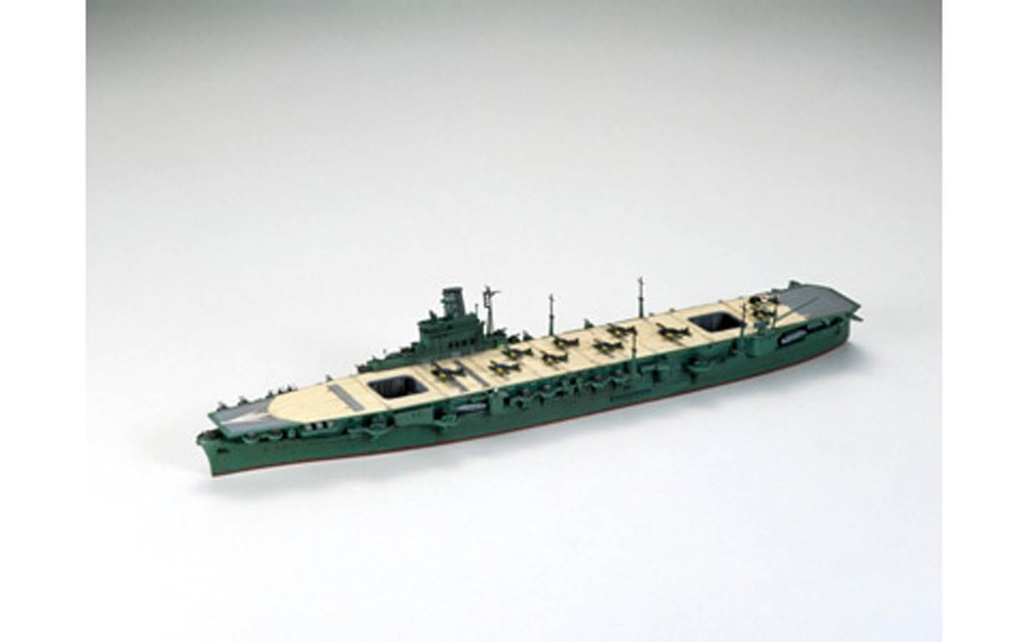 Junyo Aircraft Carrier Kit - Tamiya 31212 | kingshobby.com