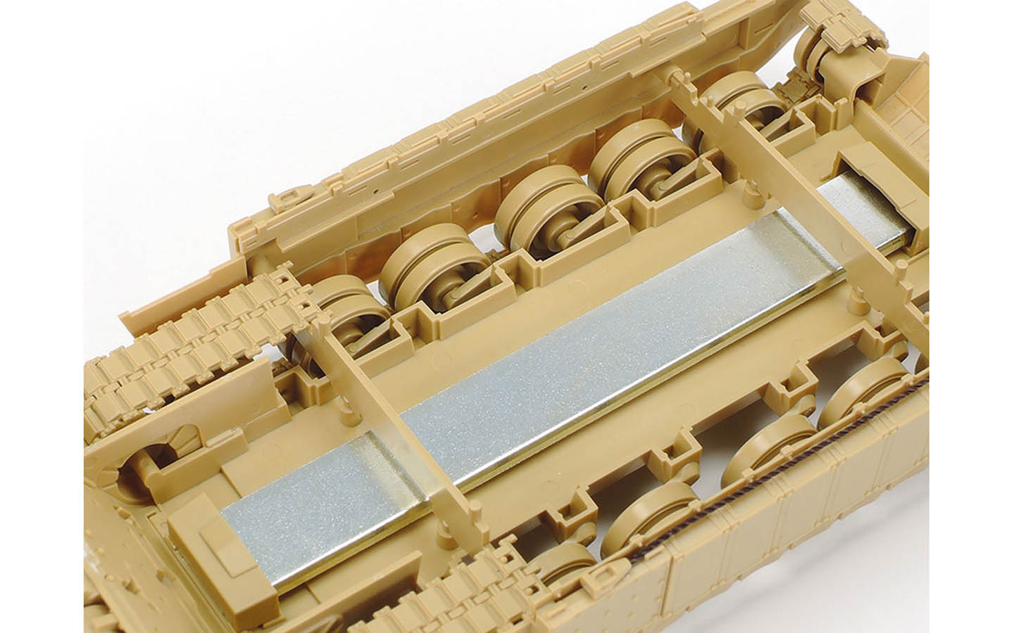 British Main Battle Tank Challenger 2 - Desertised - Tamiya 32601 ...