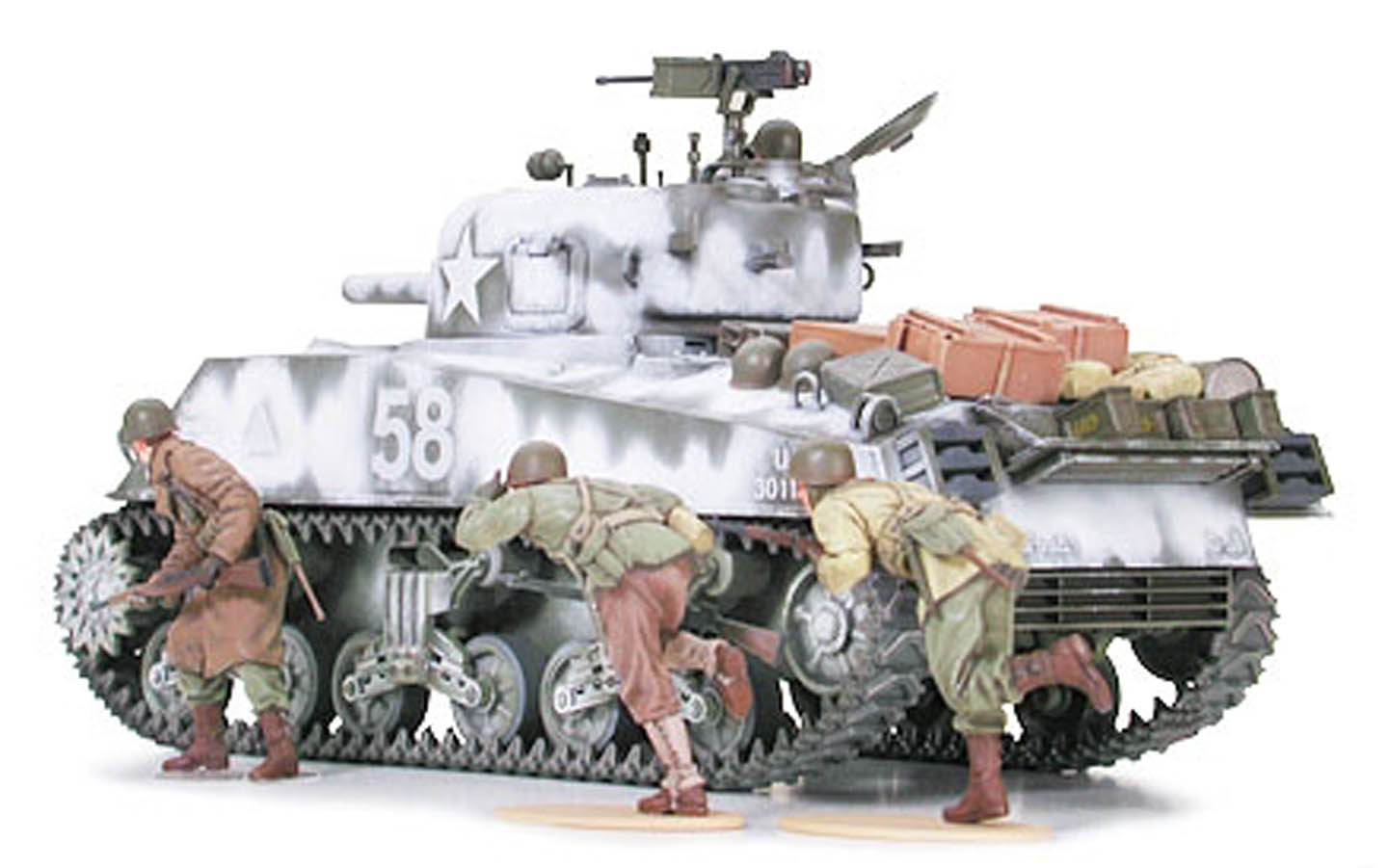 M4A3 Sherman 105mm Howitzer - Tamiya 35251 | kingshobby.com