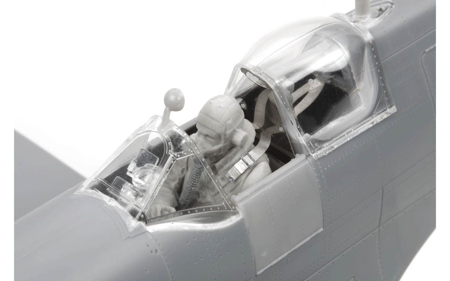 Supermarine Spitfire Mk.IXC - Tamiya 60319 | kingshobby.com