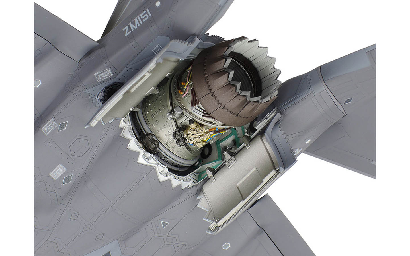 Lockheed F-35 B Lightning II - Tamiya 61125 | kingshobby.com