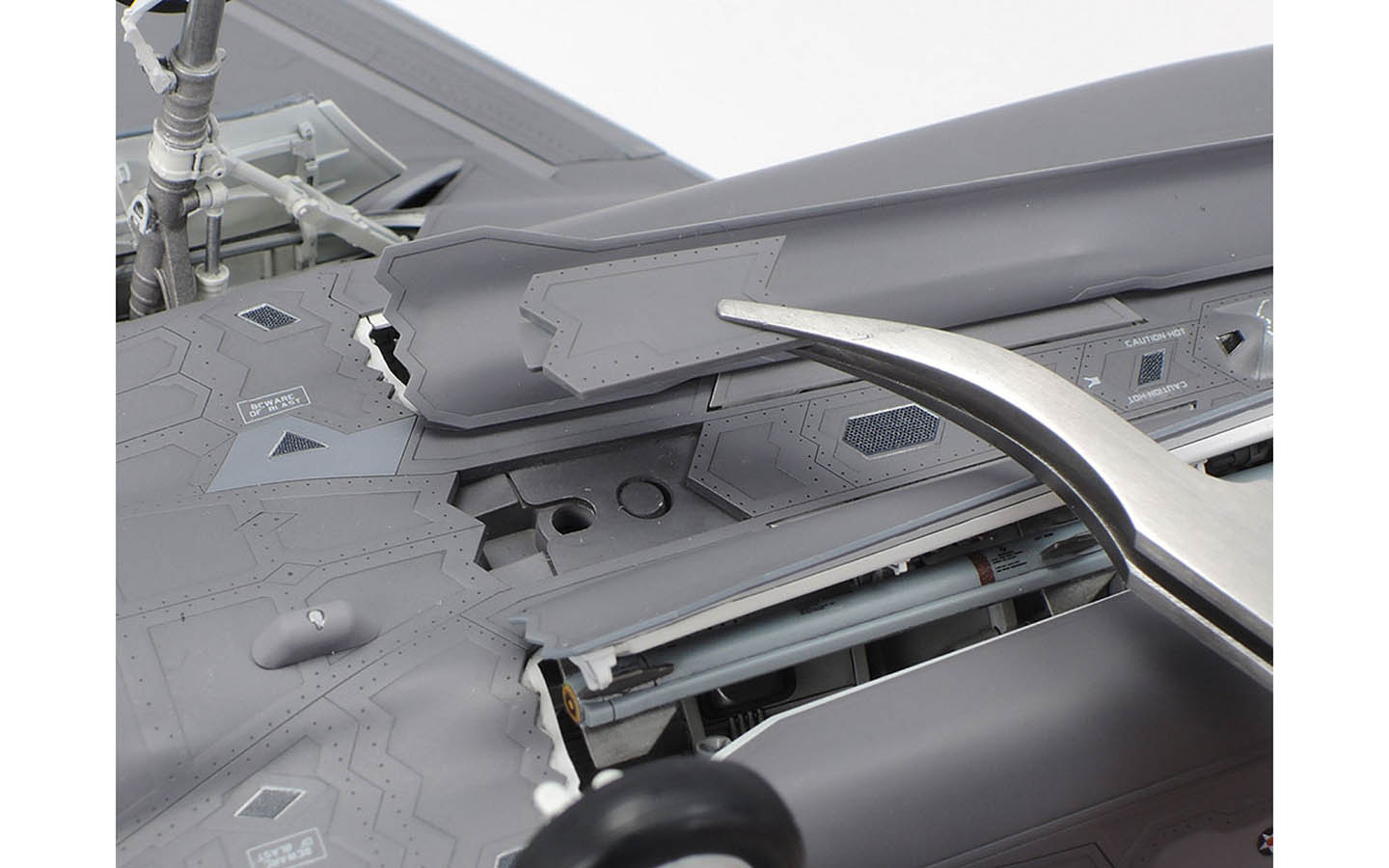 Lockheed F-35 B Lightning II - Tamiya 61125 | kingshobby.com