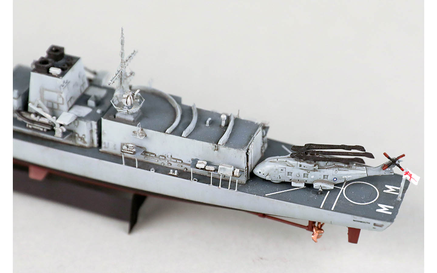 HMS Type 23 Frigate Monmouth (F235) - Trumpeter 06722 | kingshobby.com