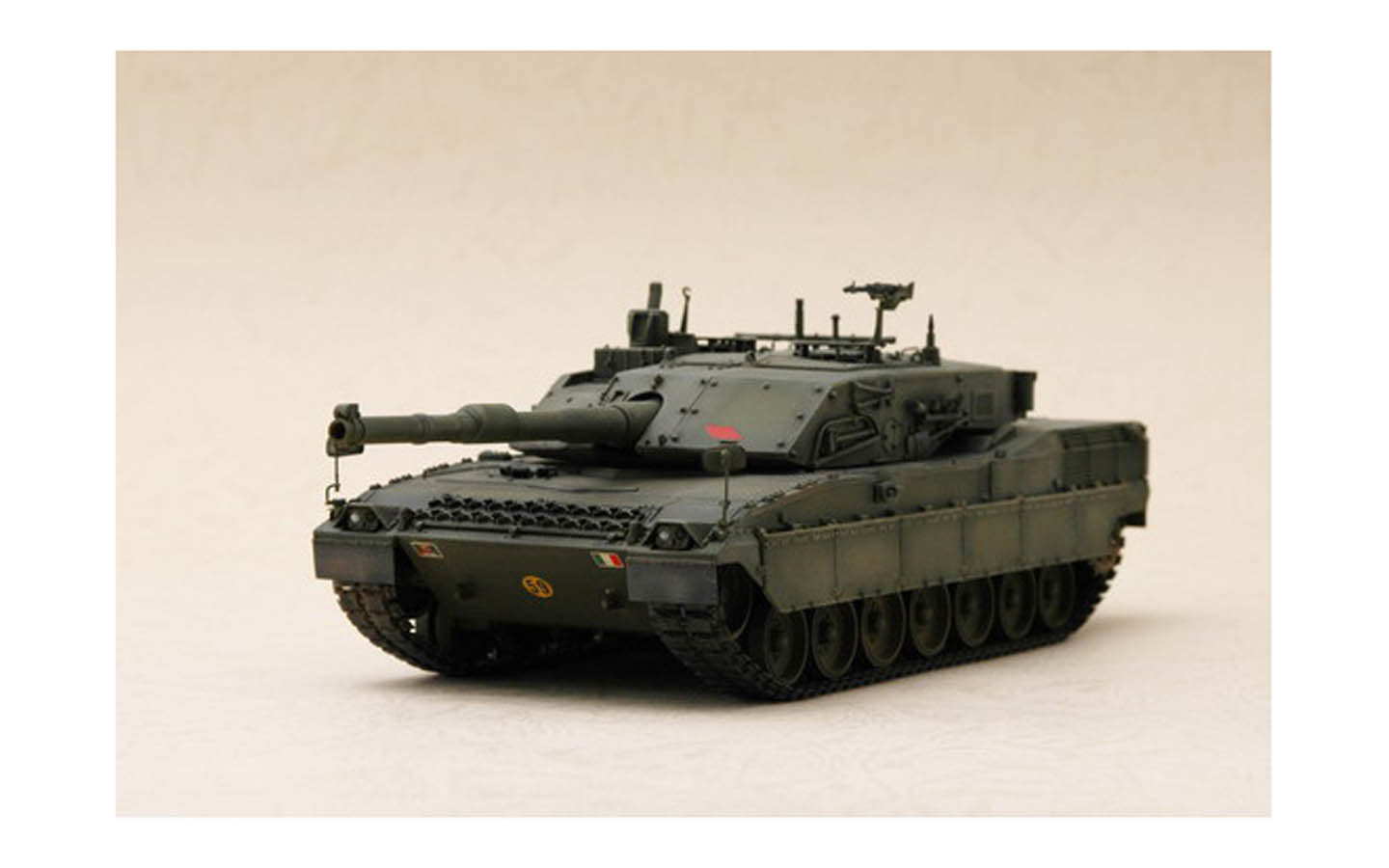 Italian C1 Ariete MBT - Trumpeter 00332 | kingshobby.com