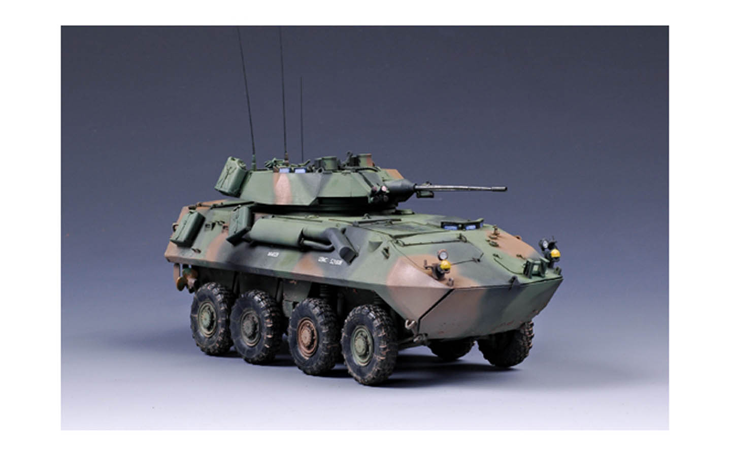 USMC LAV-25, Piranha - Trumpeter 00349 | kingshobby.com